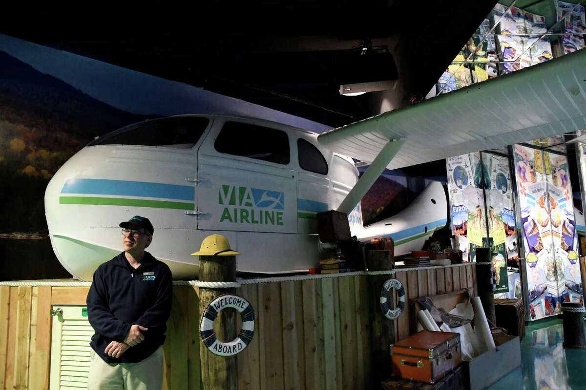 Aquarium at Via Port Rotterdam mall a slam dunk