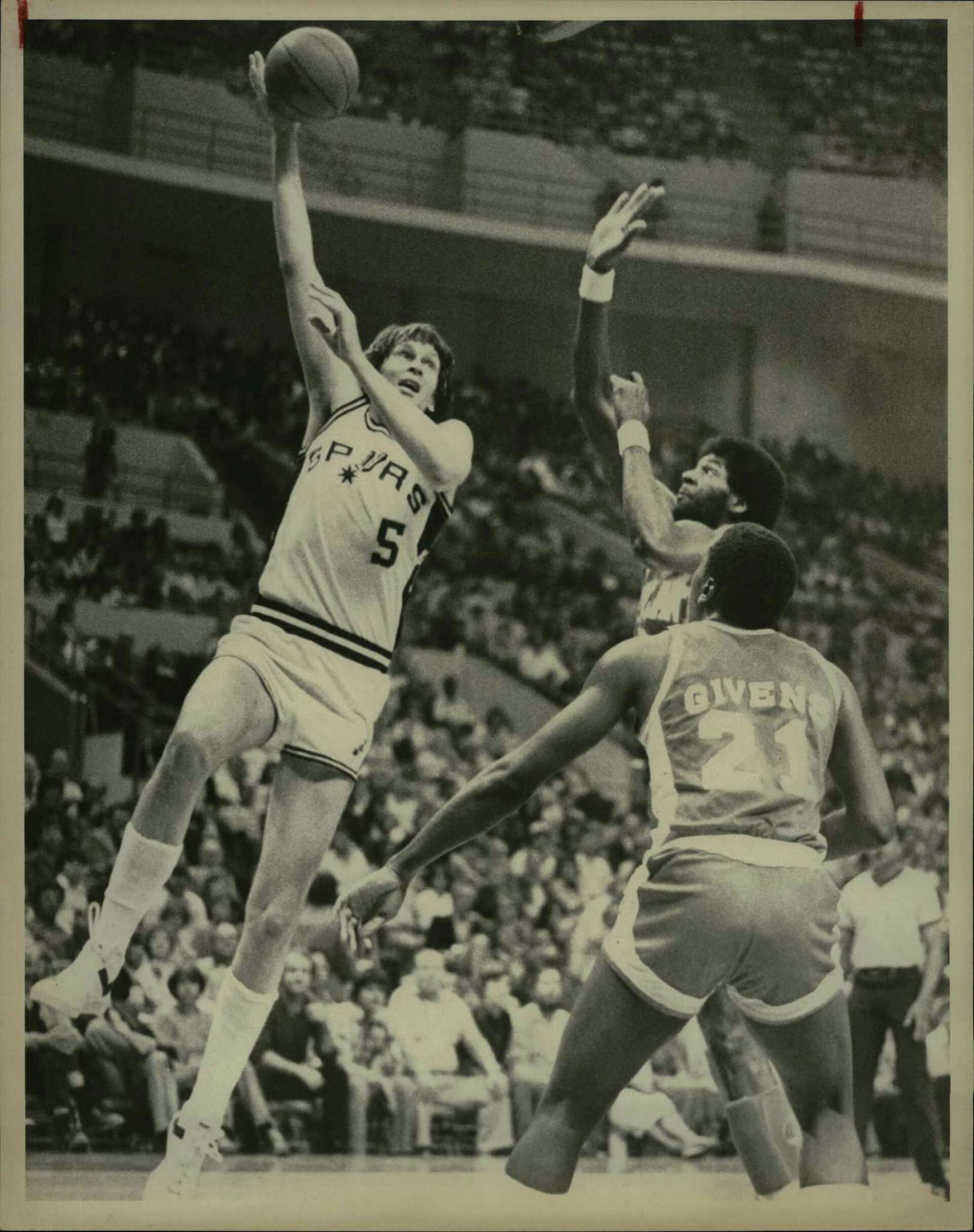 Spurs Where Are They Now? Billy Paultz