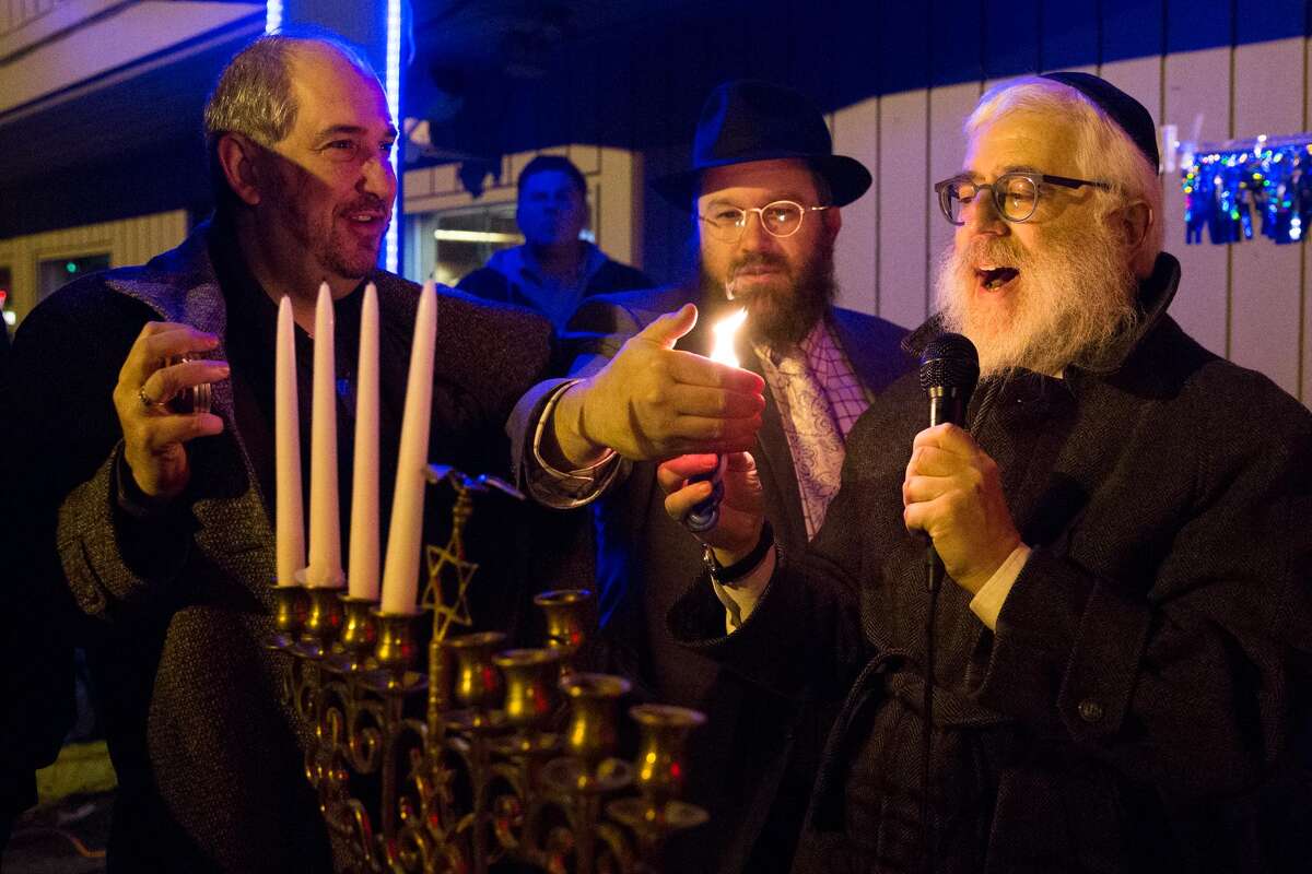 Norwalk celebrates Hanukkah at Stew Leonard’s