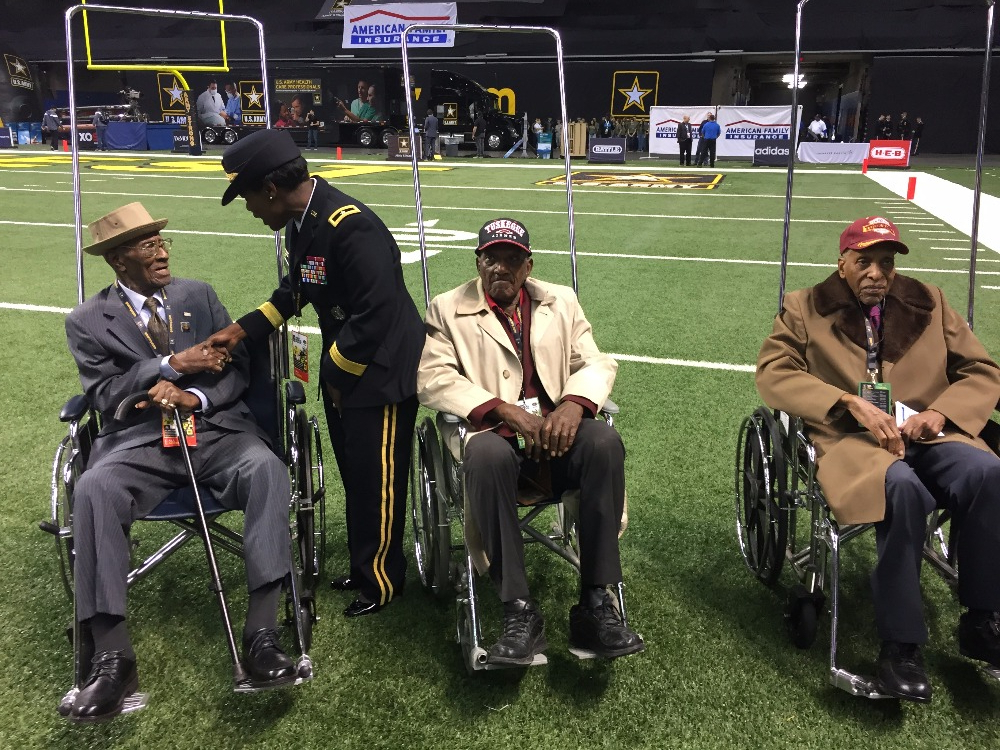 Richard Overton, nation's oldest living veteran, turns 112