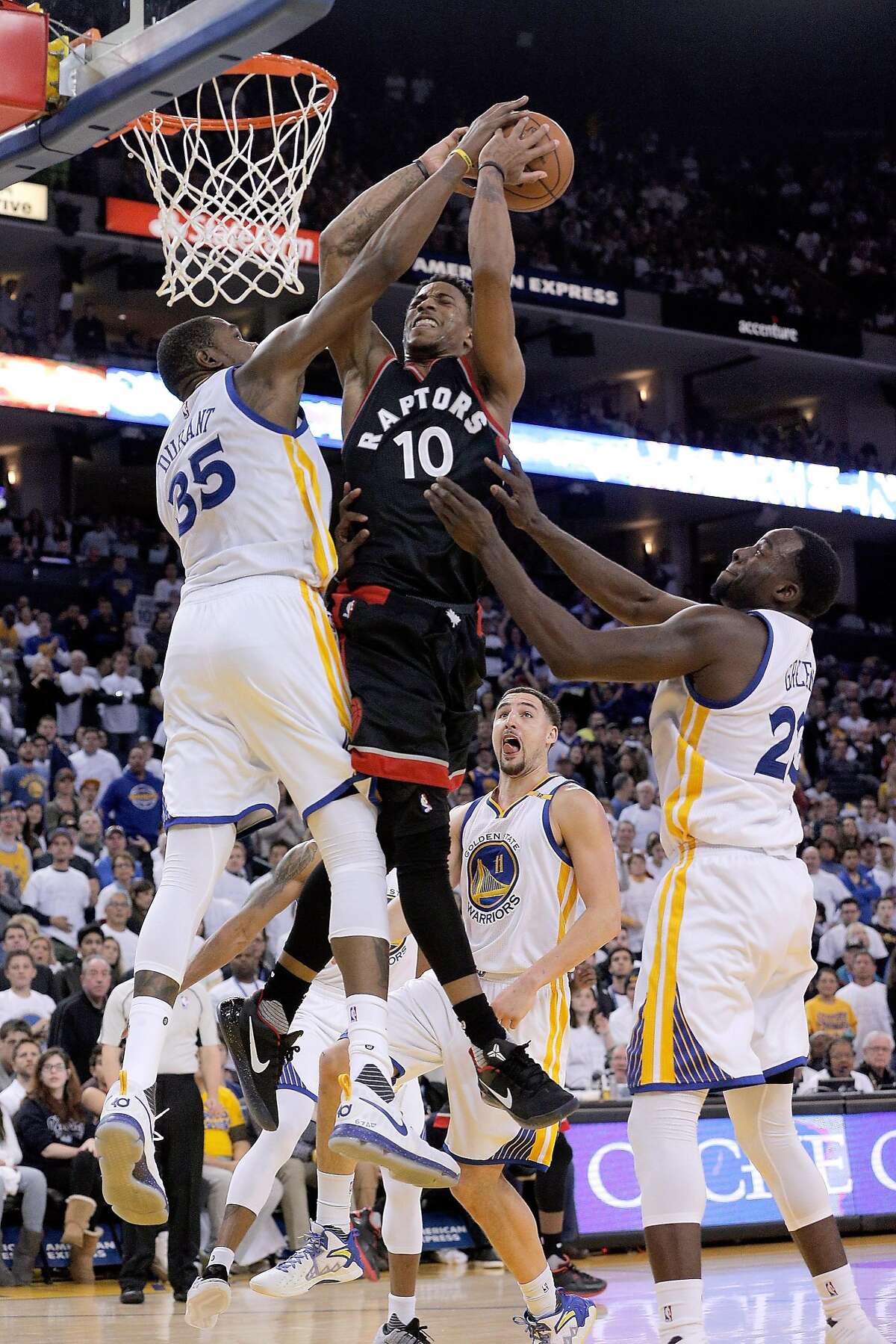 Warriors’ Kevin Durant helps block Raptors’ comeback bid