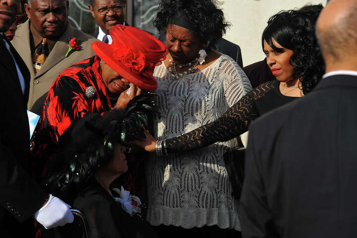 Loved ones honor gospel singer Joe Ligon at Beaumont funeral