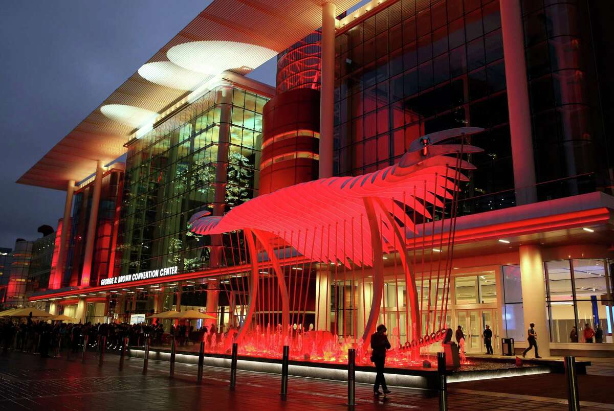 Hello, Houston: The convention center opens up