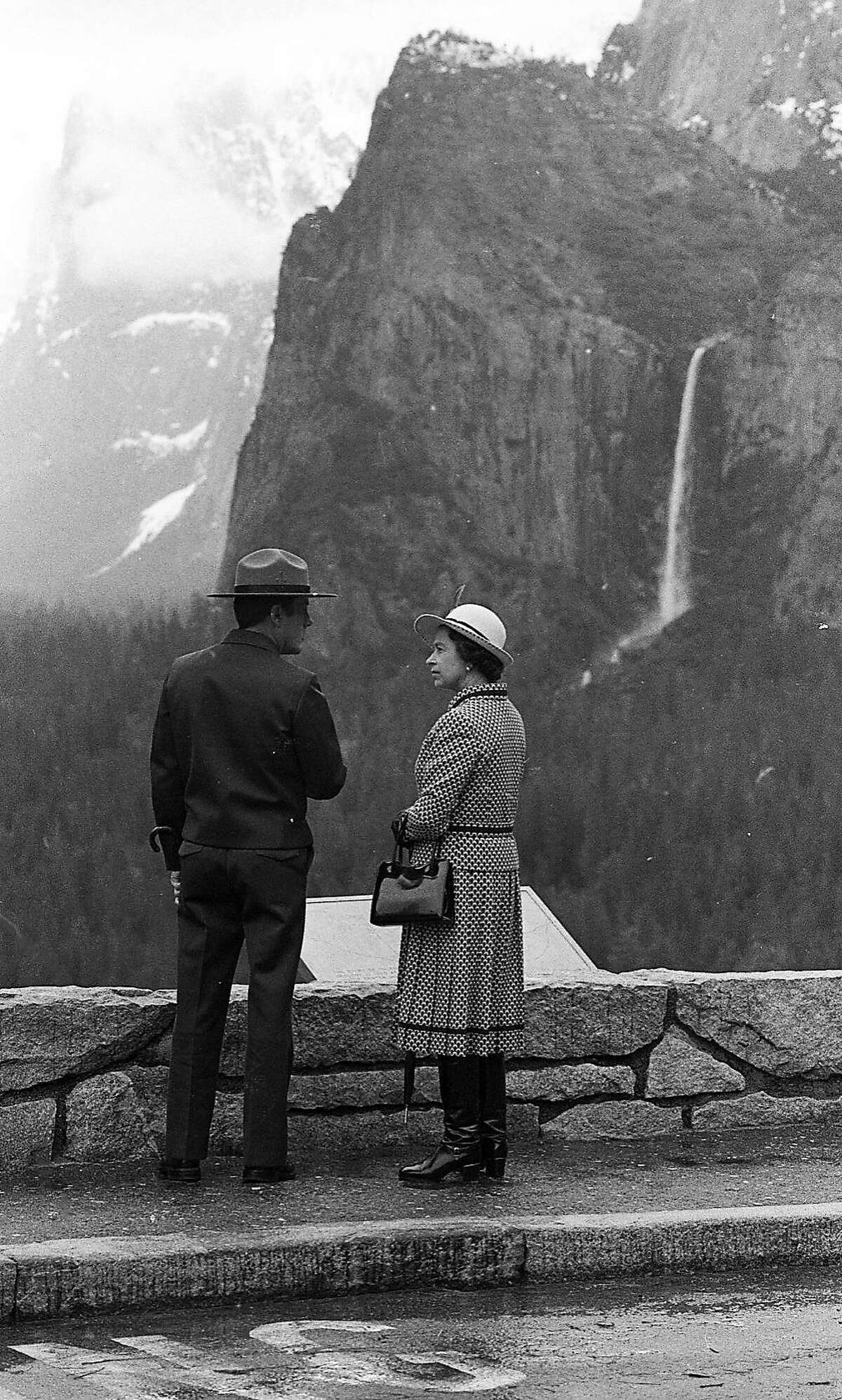 Queen Elizabeth II’s whirlwind West Coast tour lit up SF