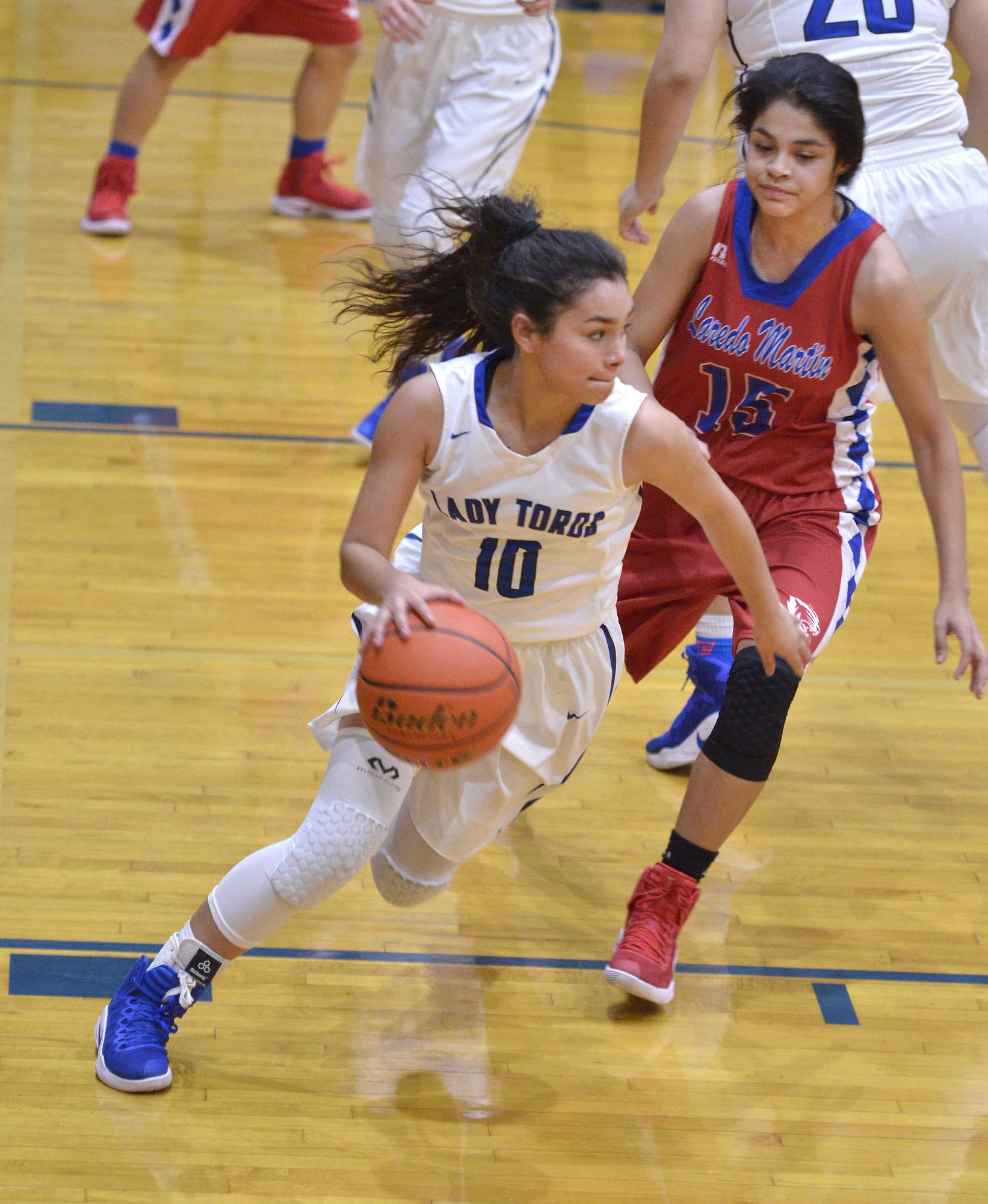 Lady Toros take 4th in La Joya, AHS, NHS win consolation titles