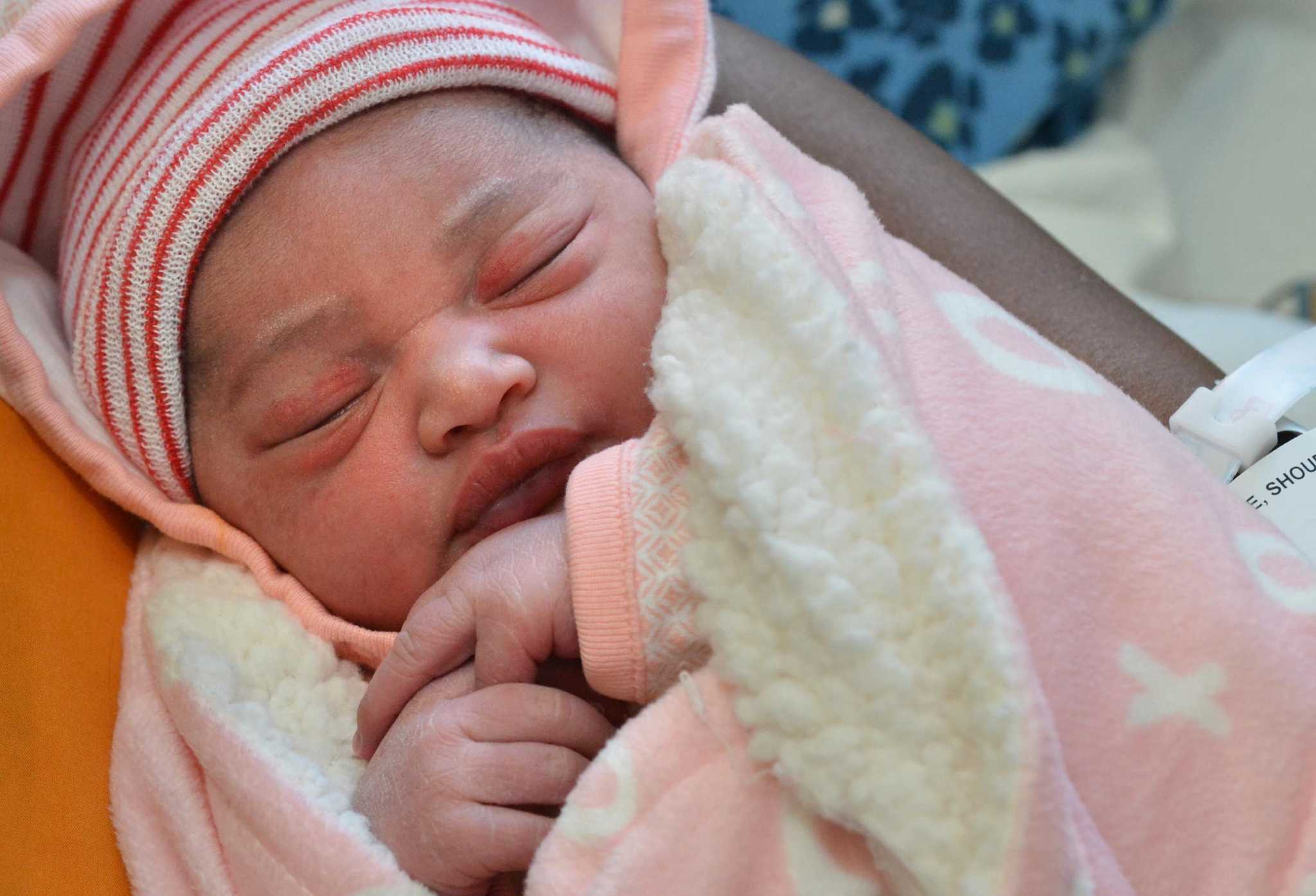Norwalk family welcomes new year with new baby