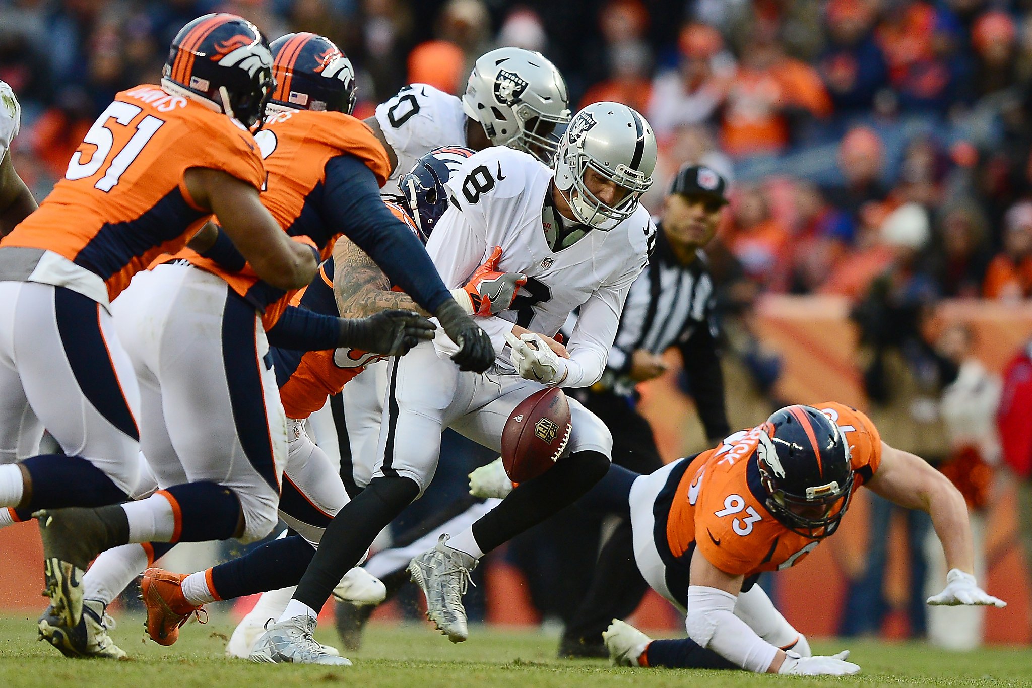 For Raiders and Texans, QB pick becomes frying pan or fire