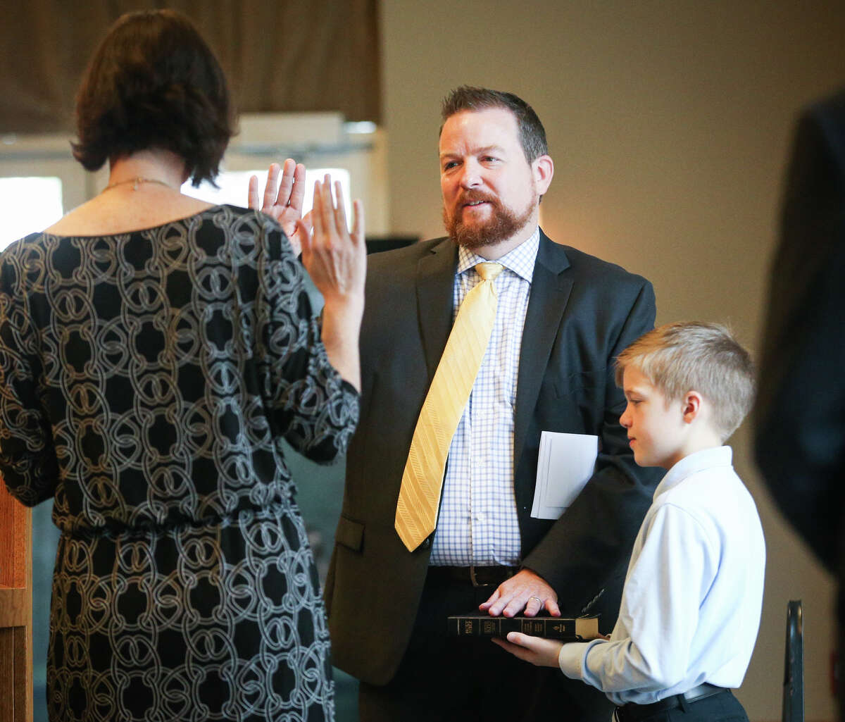 Montgomery County elected officials sworn in on New Year's Day