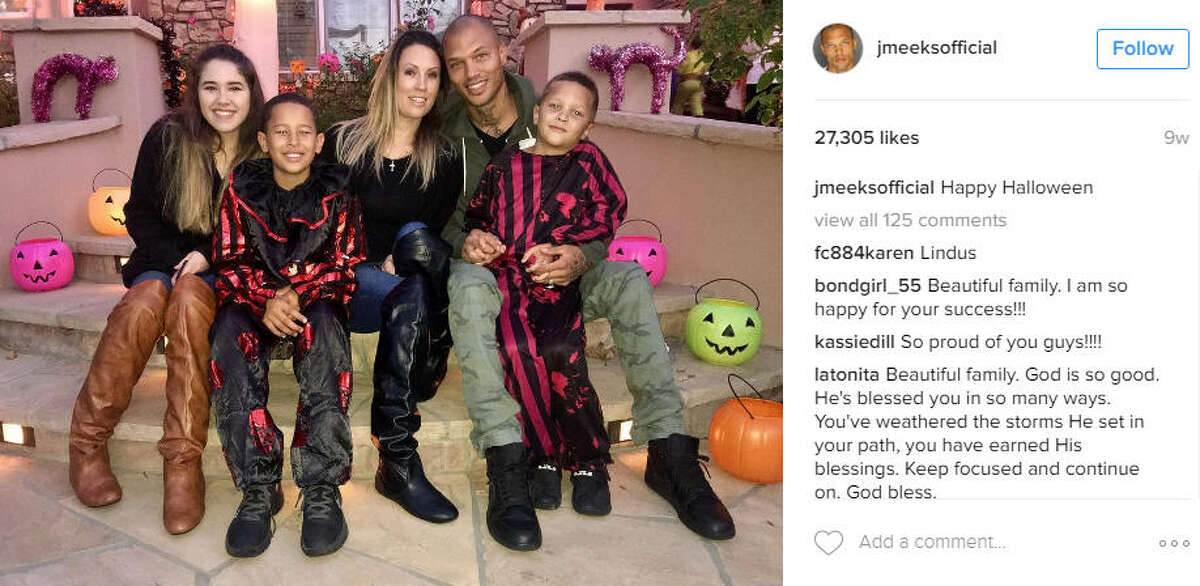 'Hot mugshot felon' Jeremy Meek celebrates the holidays with his family ...