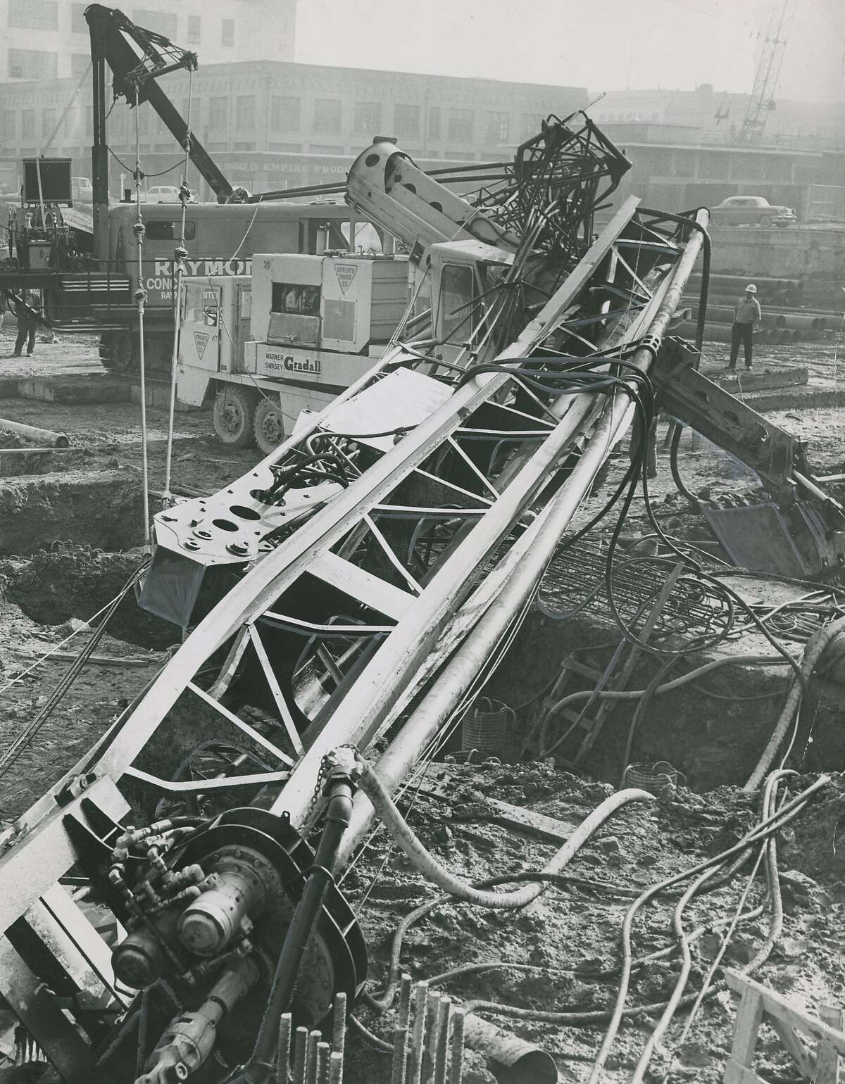 What earthquakes didn't turn asunder - SF structure collapses