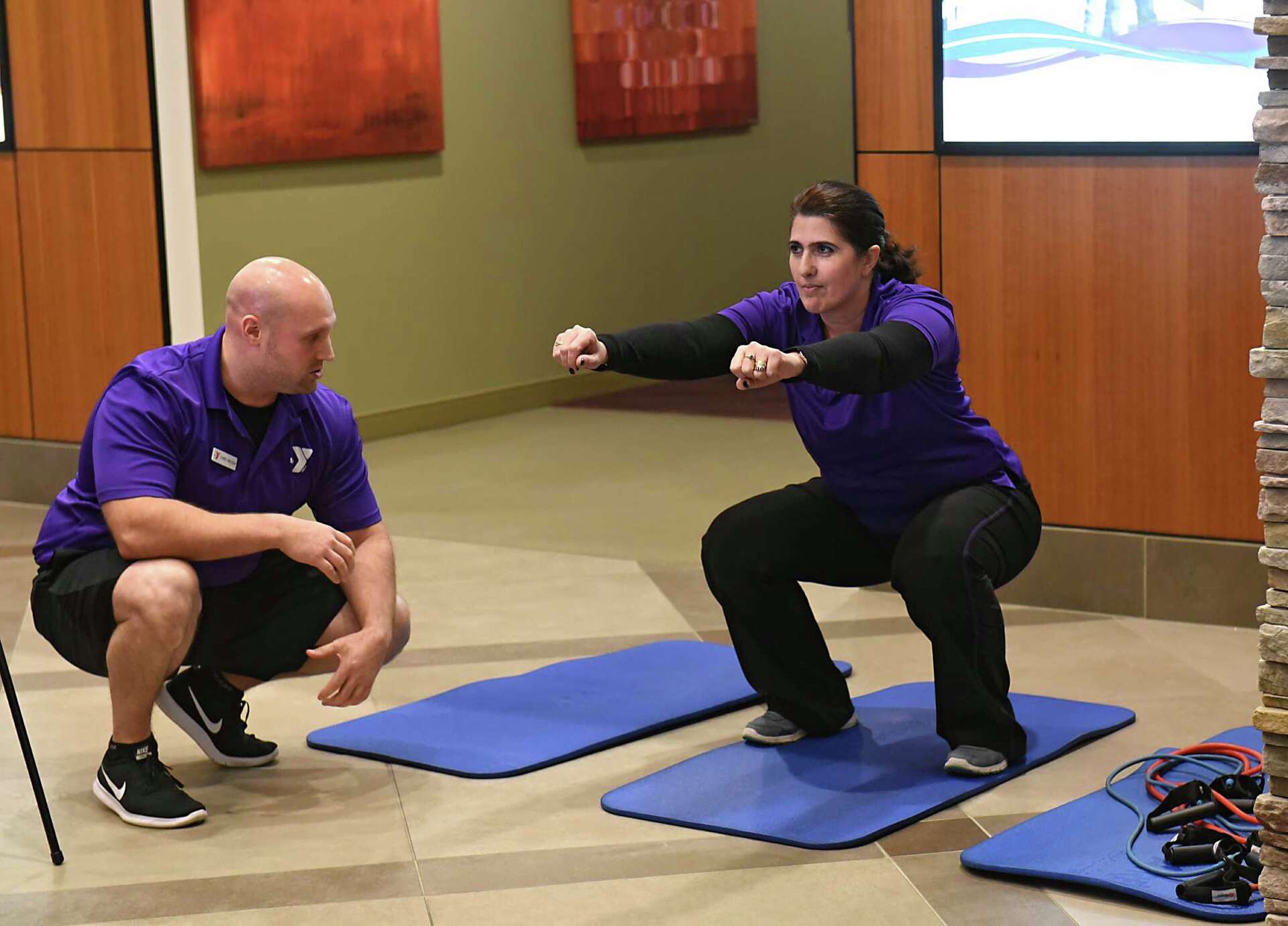 Couple to wed after losing nearly 600 pounds together