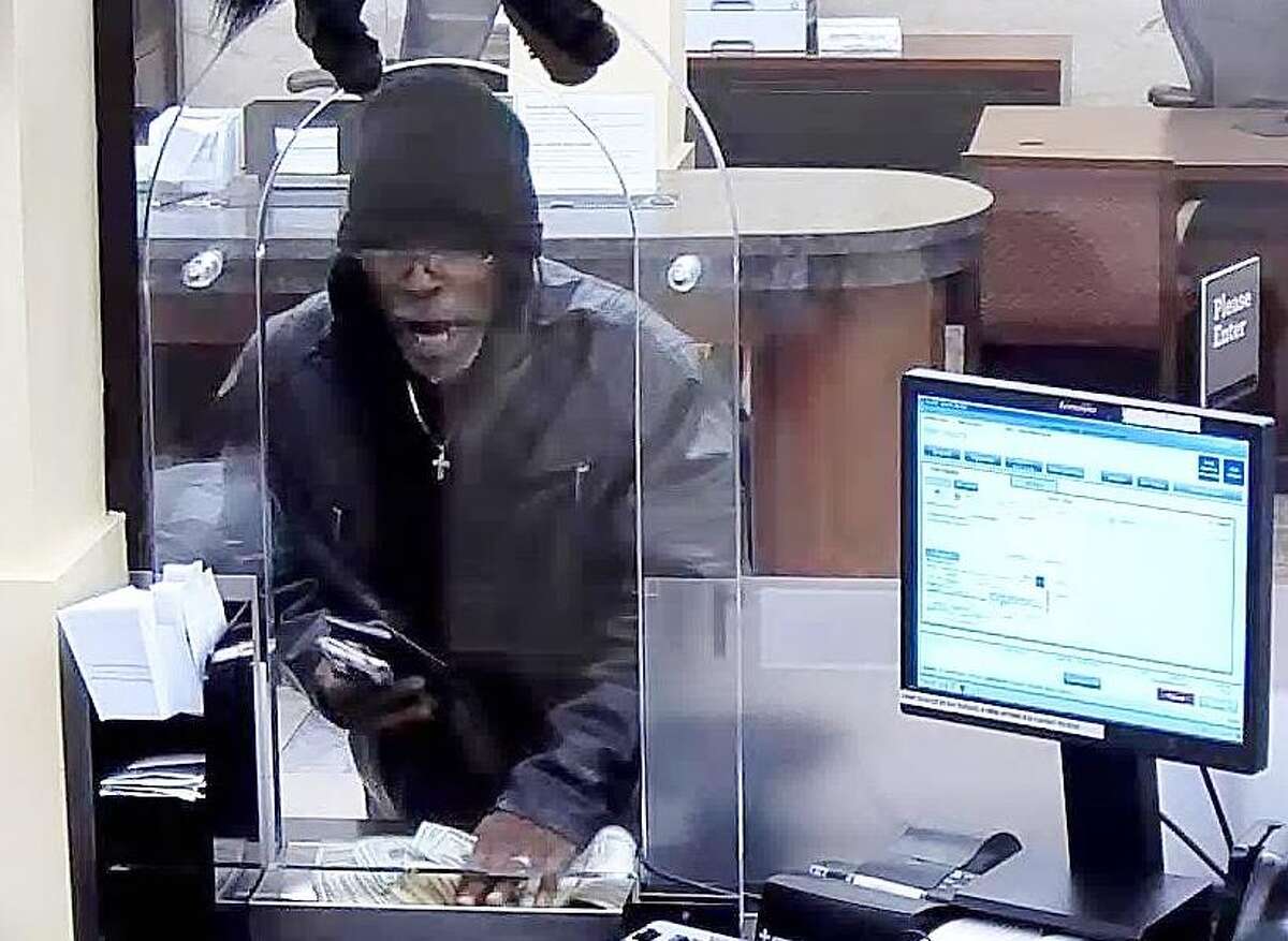 Berkeley police release video of armed bank robbery