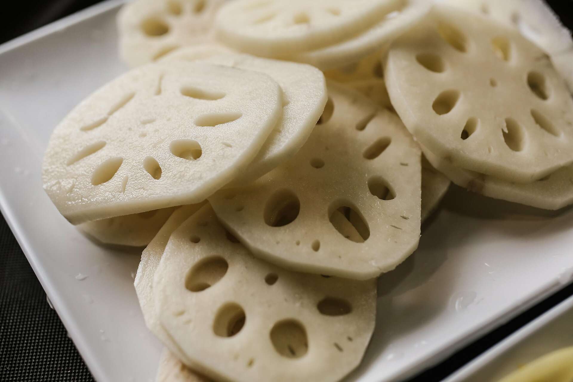 Hot pot dining heats up in Bay Area