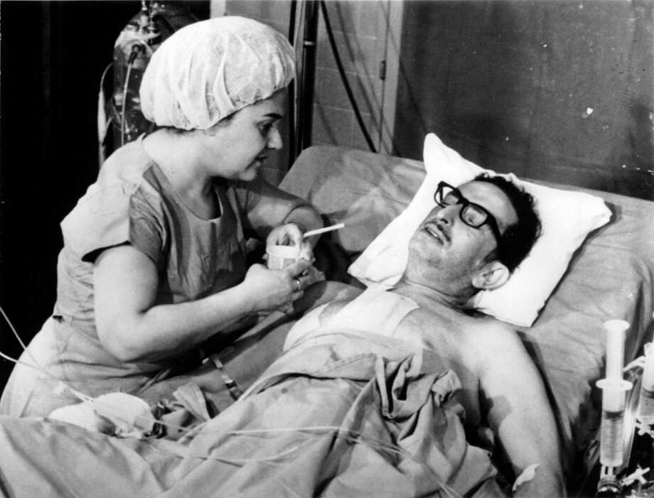 Artificial Pump Totally Replaces Heart of Man for the First Time ...