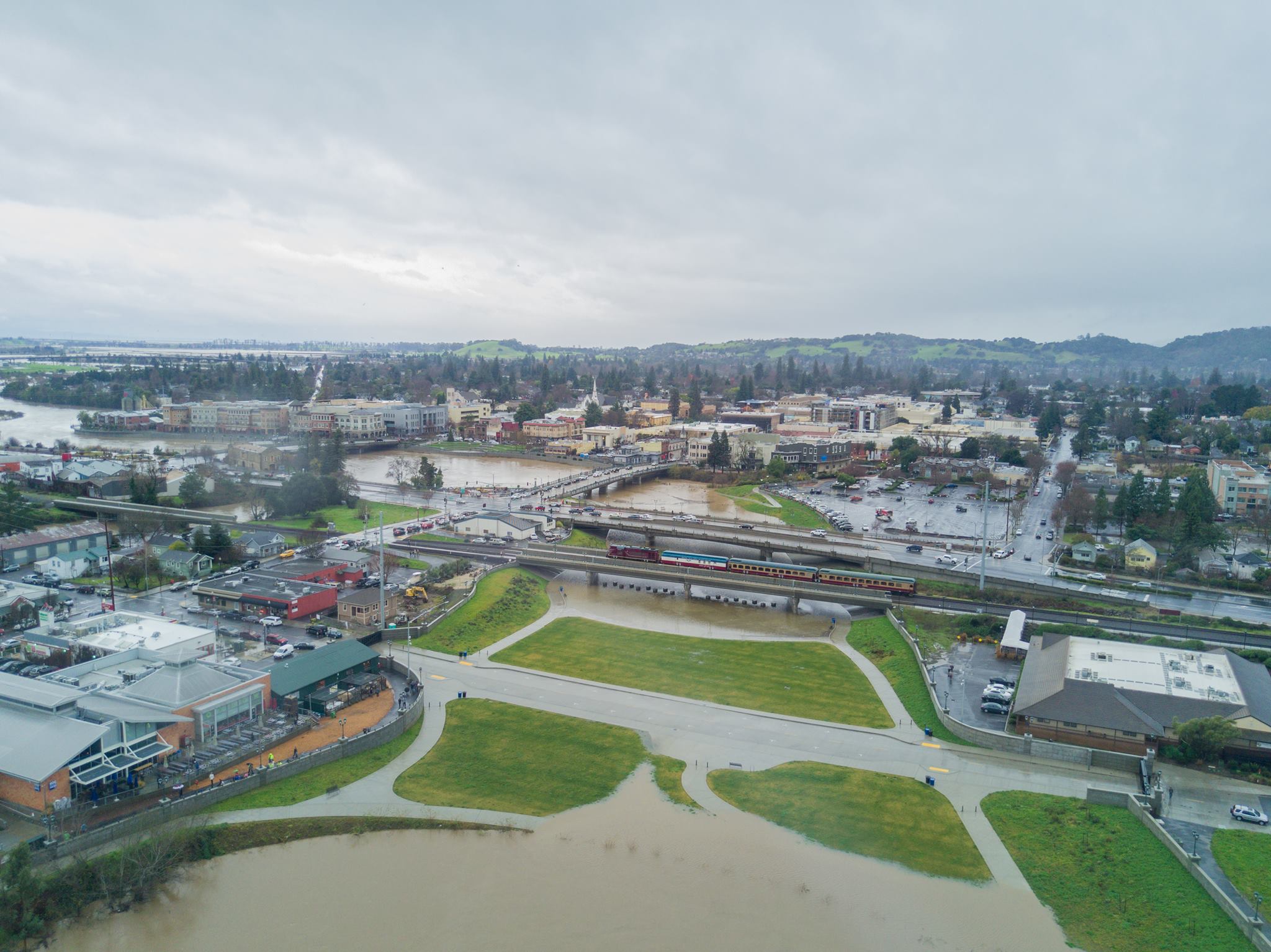Drone video shows Napa River swelling
