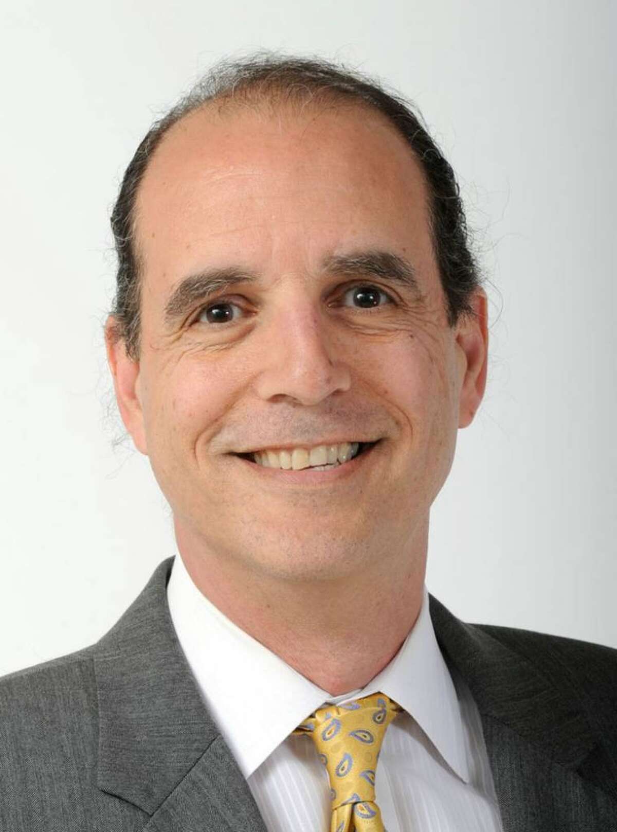 Hutchinson to challenge McLachlan for state Senate seat