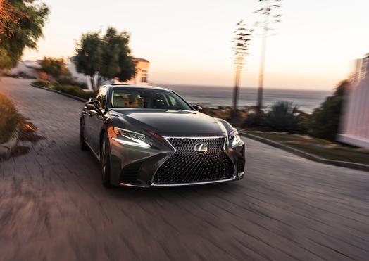 Lexus unveils new 2018 LS flagship model