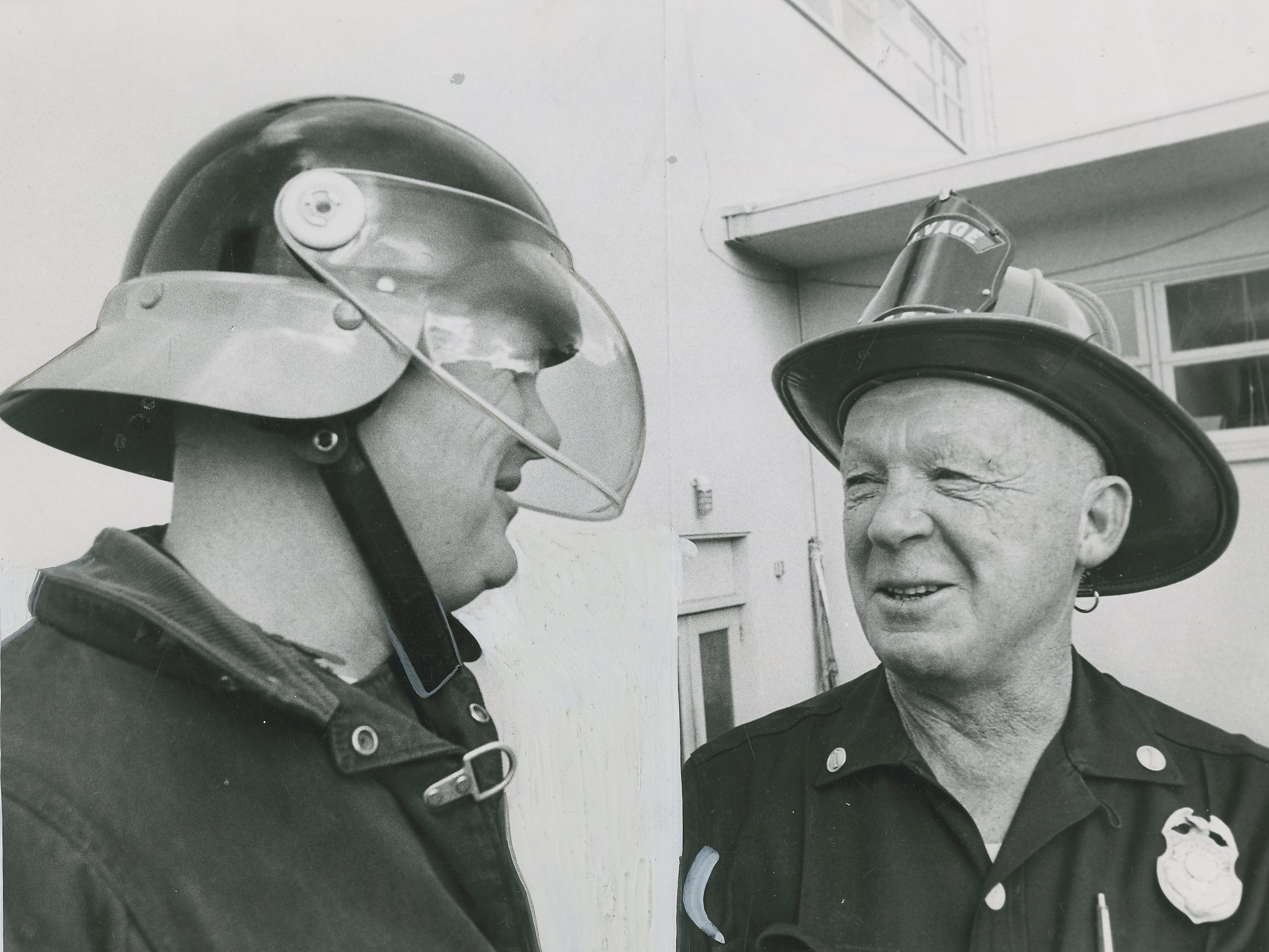 Historic San Francisco Fire Department archive photos - not a woman in ...