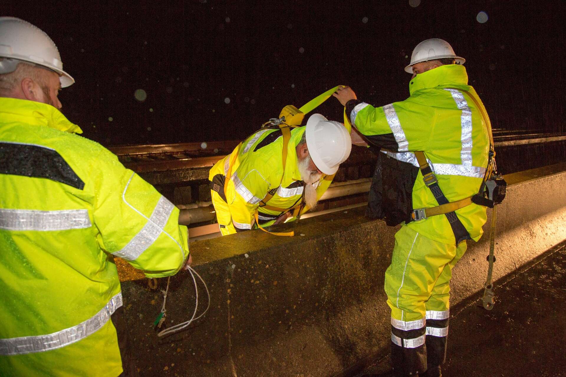 Flooded Yolo Bypass looks like an ocean for the first time in a decade