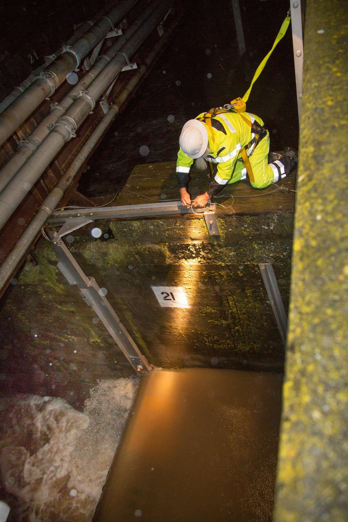 Flooded Yolo Bypass looks like an ocean for the first time in a decade