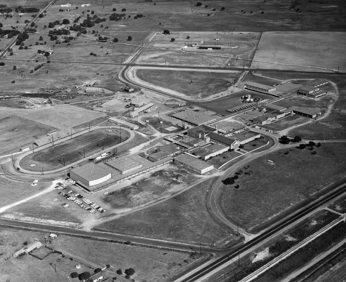 Cy-Fair High marks its 75th year with celebration