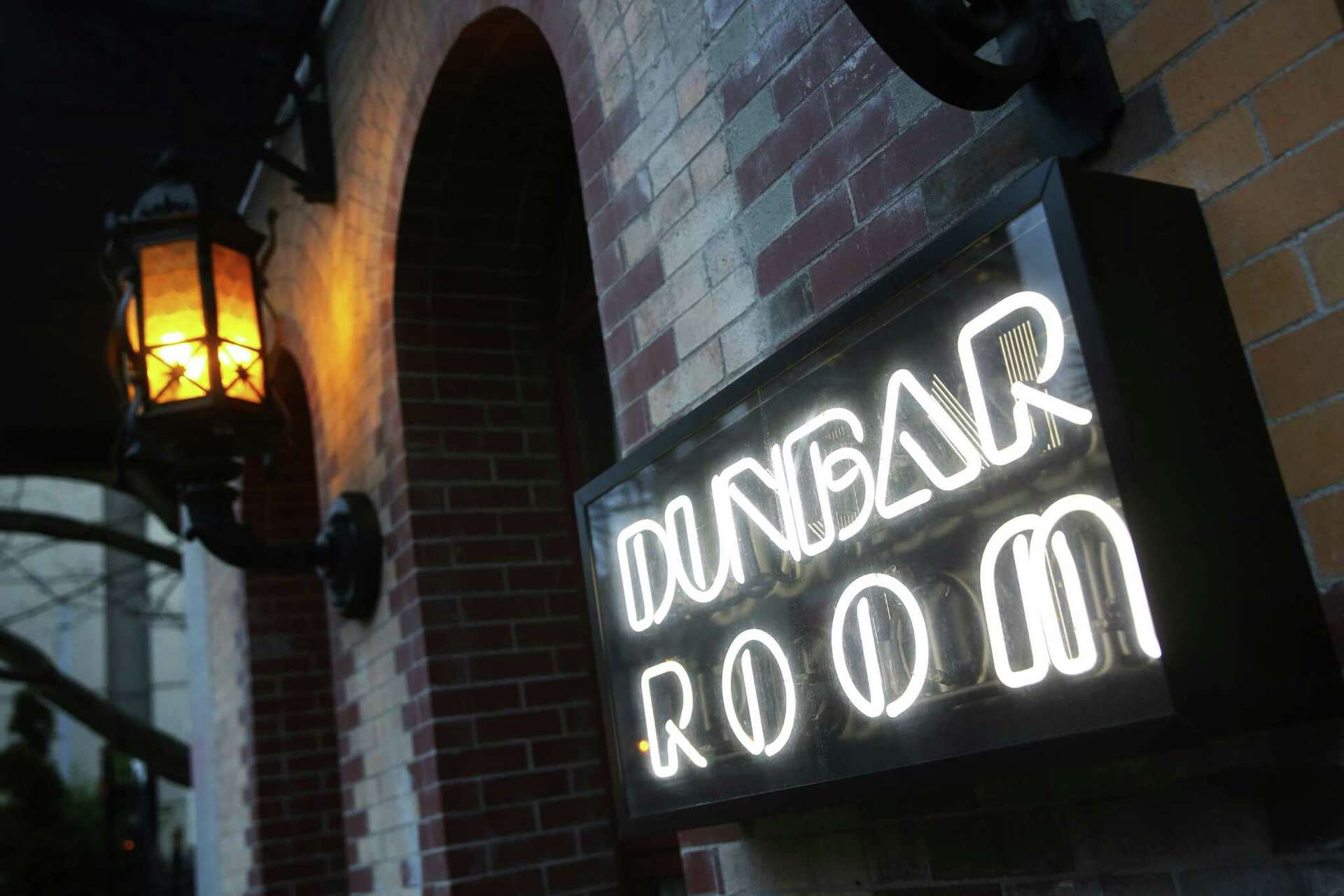 110 years ago: Seattle's oldest (and most haunted) hotel opens
