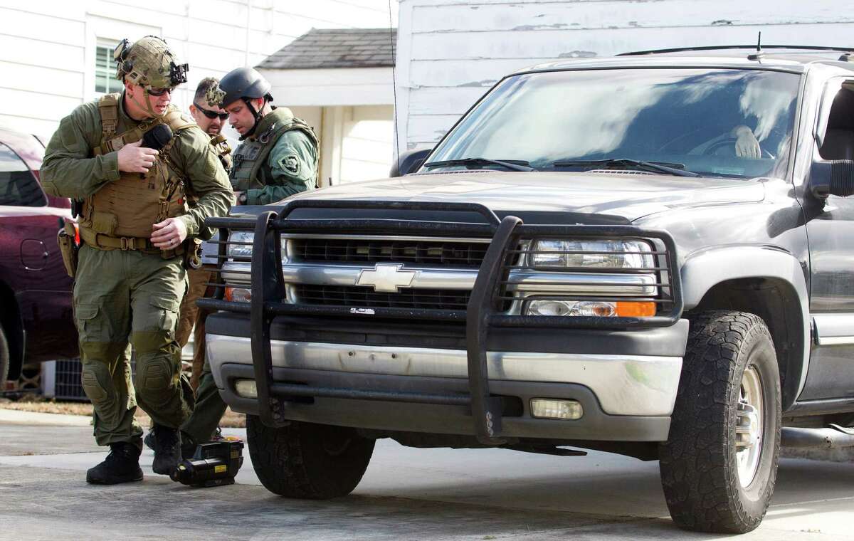Bomb squad teams conduct training in Conroe