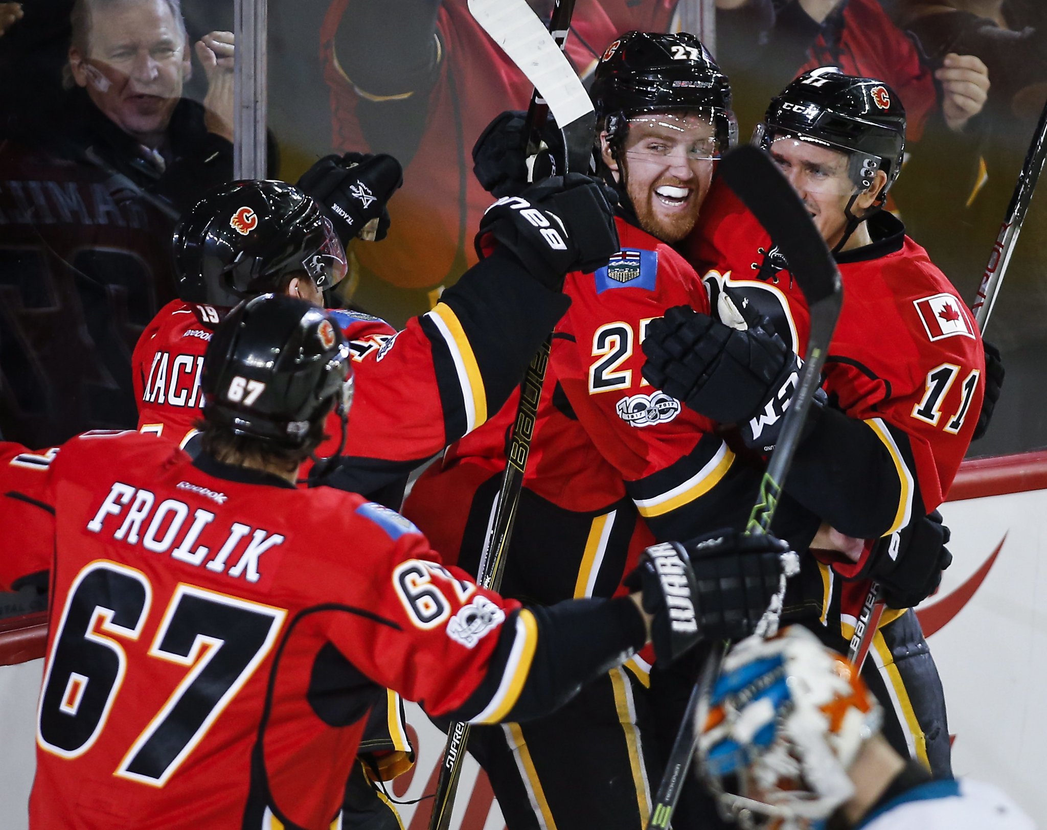 Calgary holds off Sharks