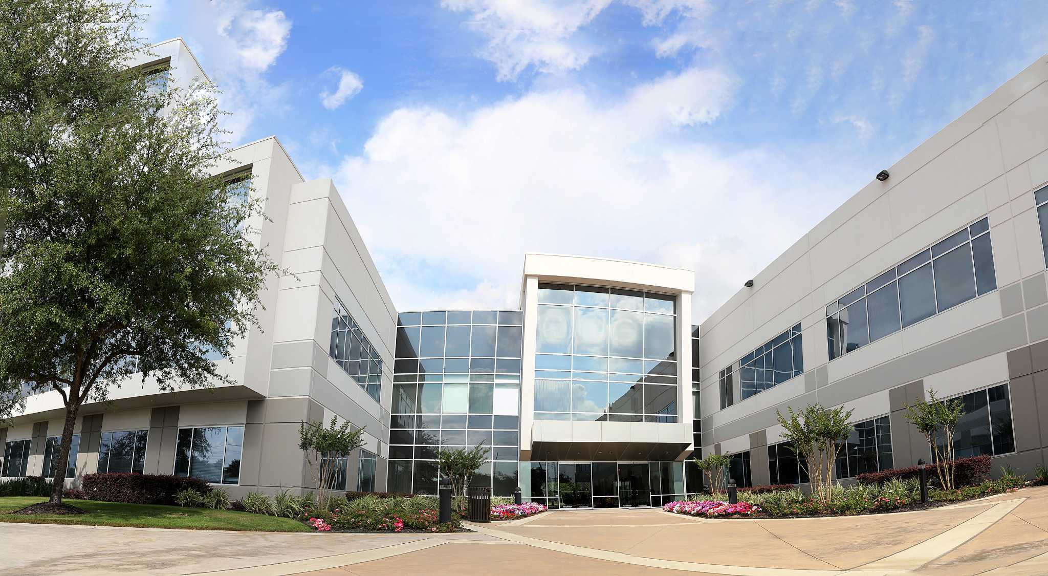 Westside office building fills up after departure of big tenants