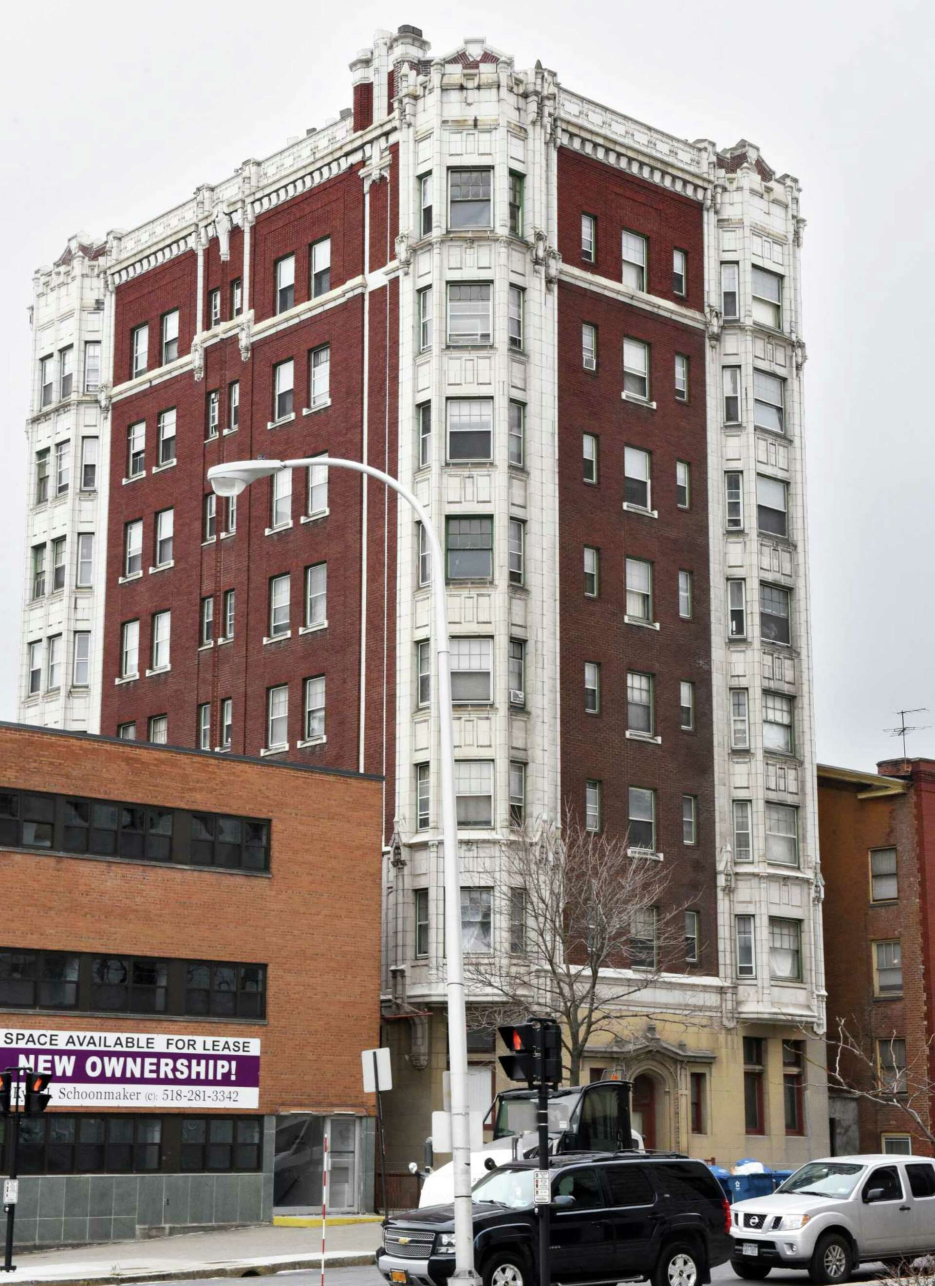 Duo to share unusual story of Albany building's move