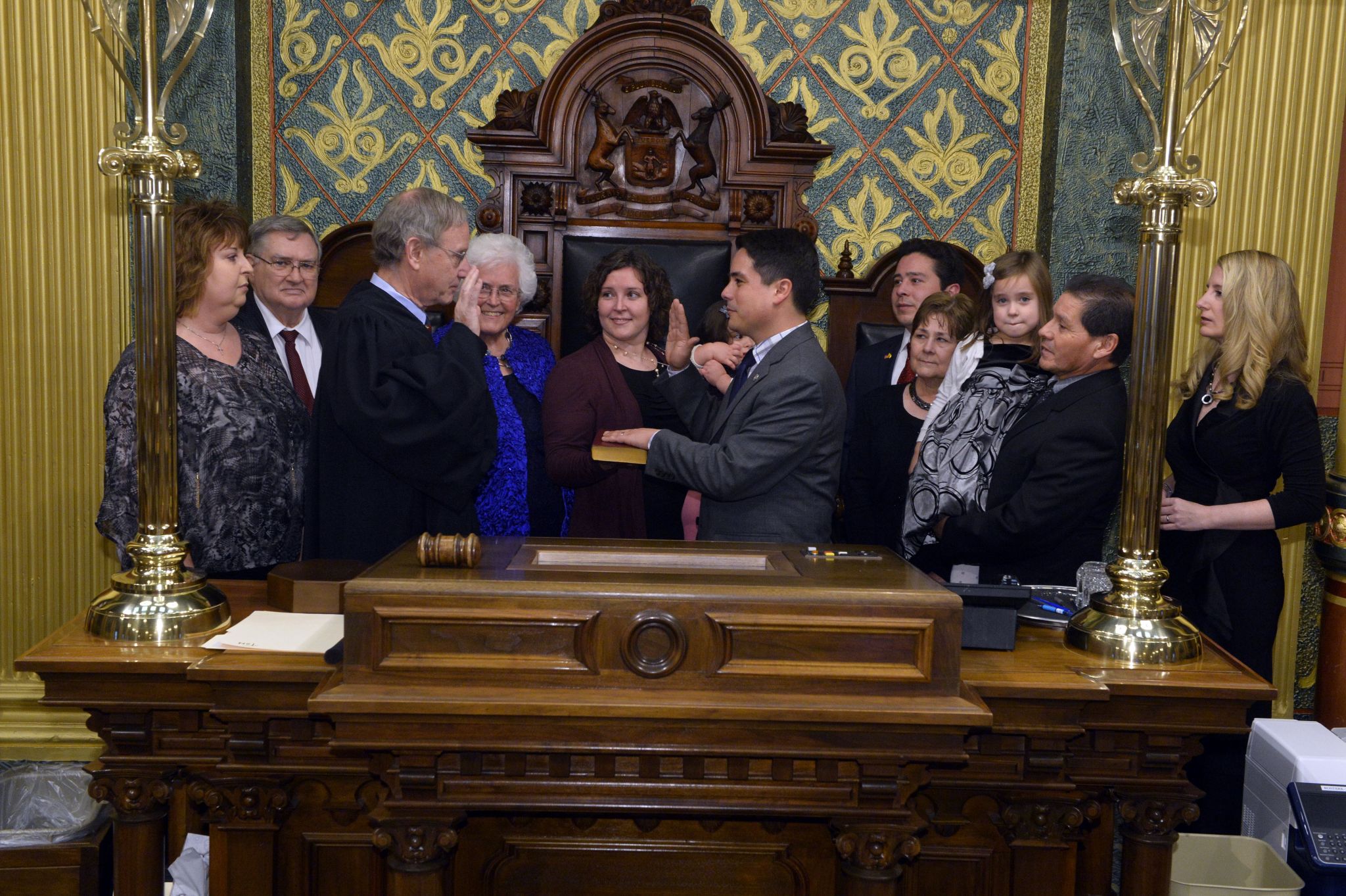 Rep. Hernandez sworn in for first term