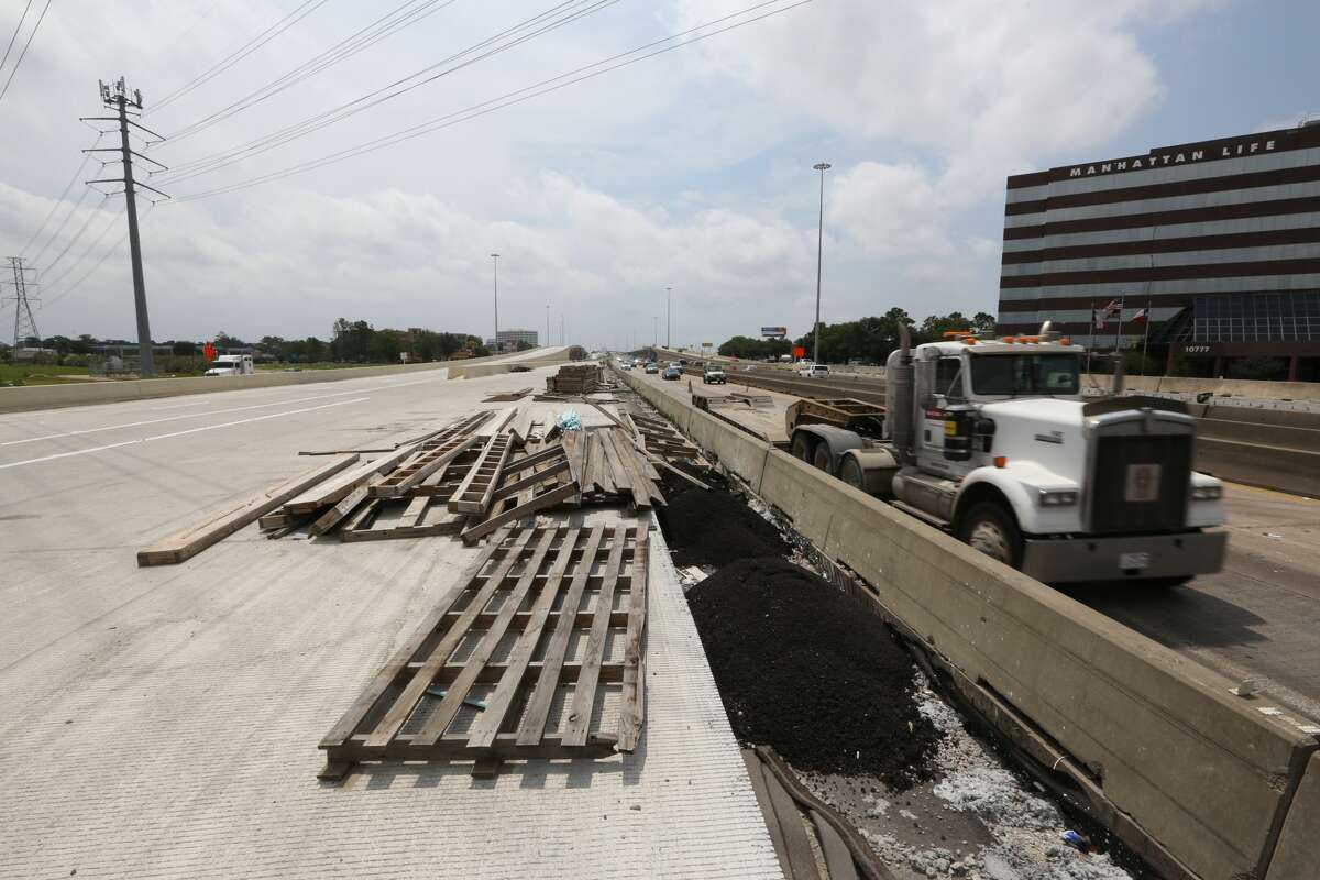 Houston shirt maker wishes that they would 'Finish 290' already