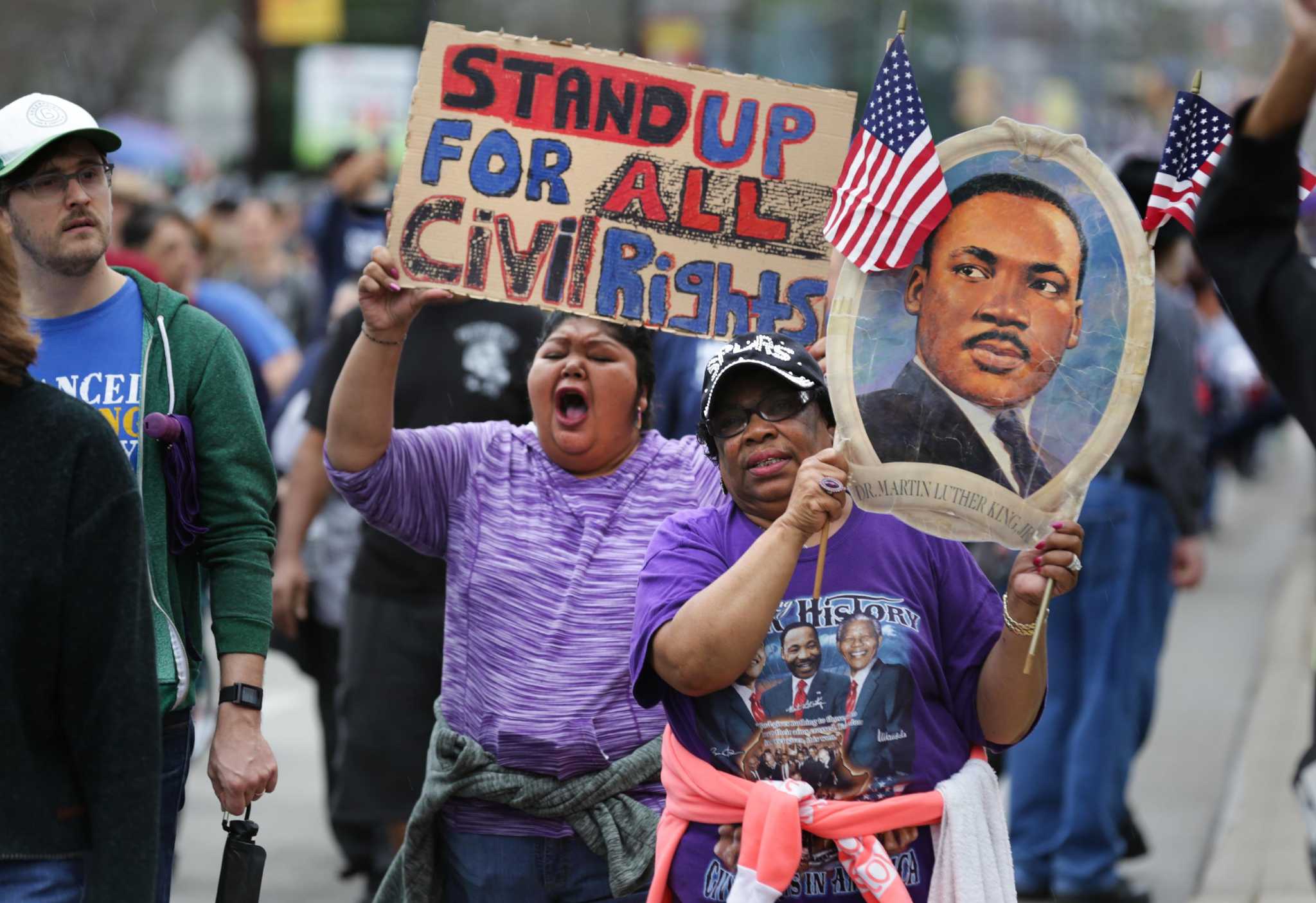2017 MLK March draws thousands in San Antonio