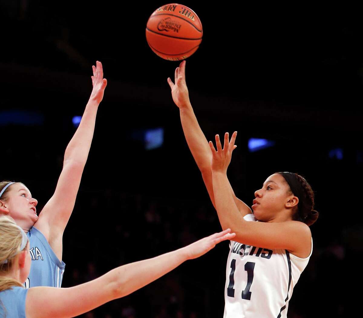 Campus Watch: More Rowland records for Queens basketball