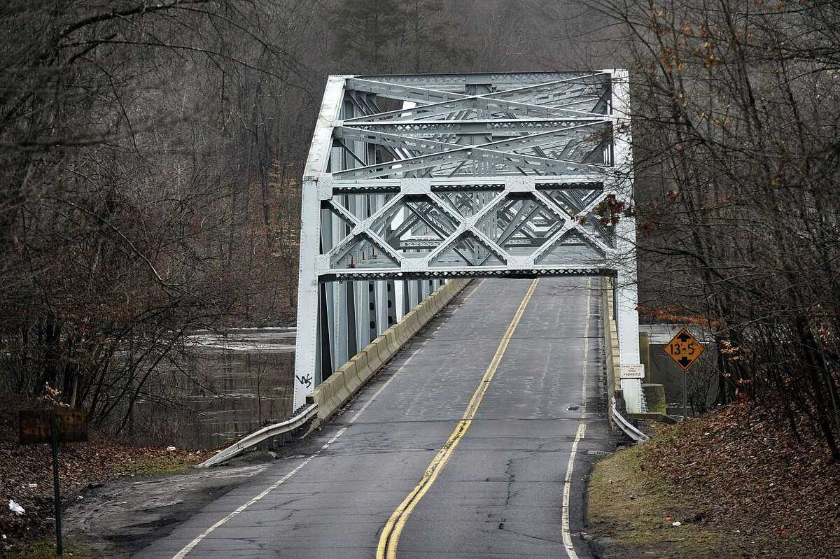 Renovations to Route 133 bridge on Brookfield-Bridgewater border topic ...