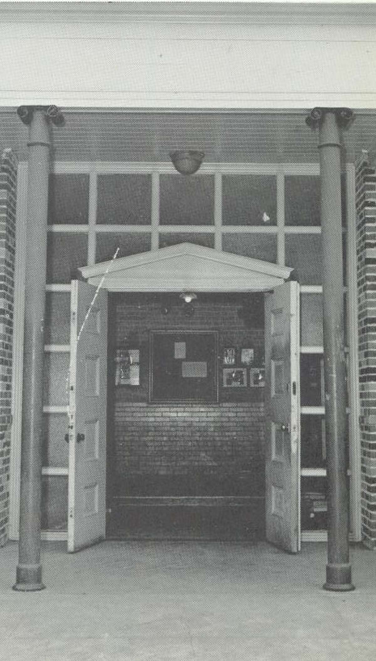 Conroe ISD celebrates Travis Intermediate's 90th anniversary with ...