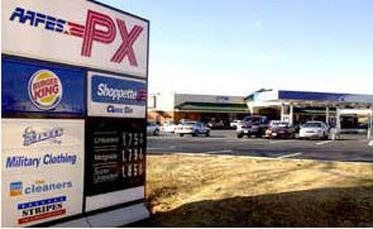 Department of Defense to open up PX shopping for veterans