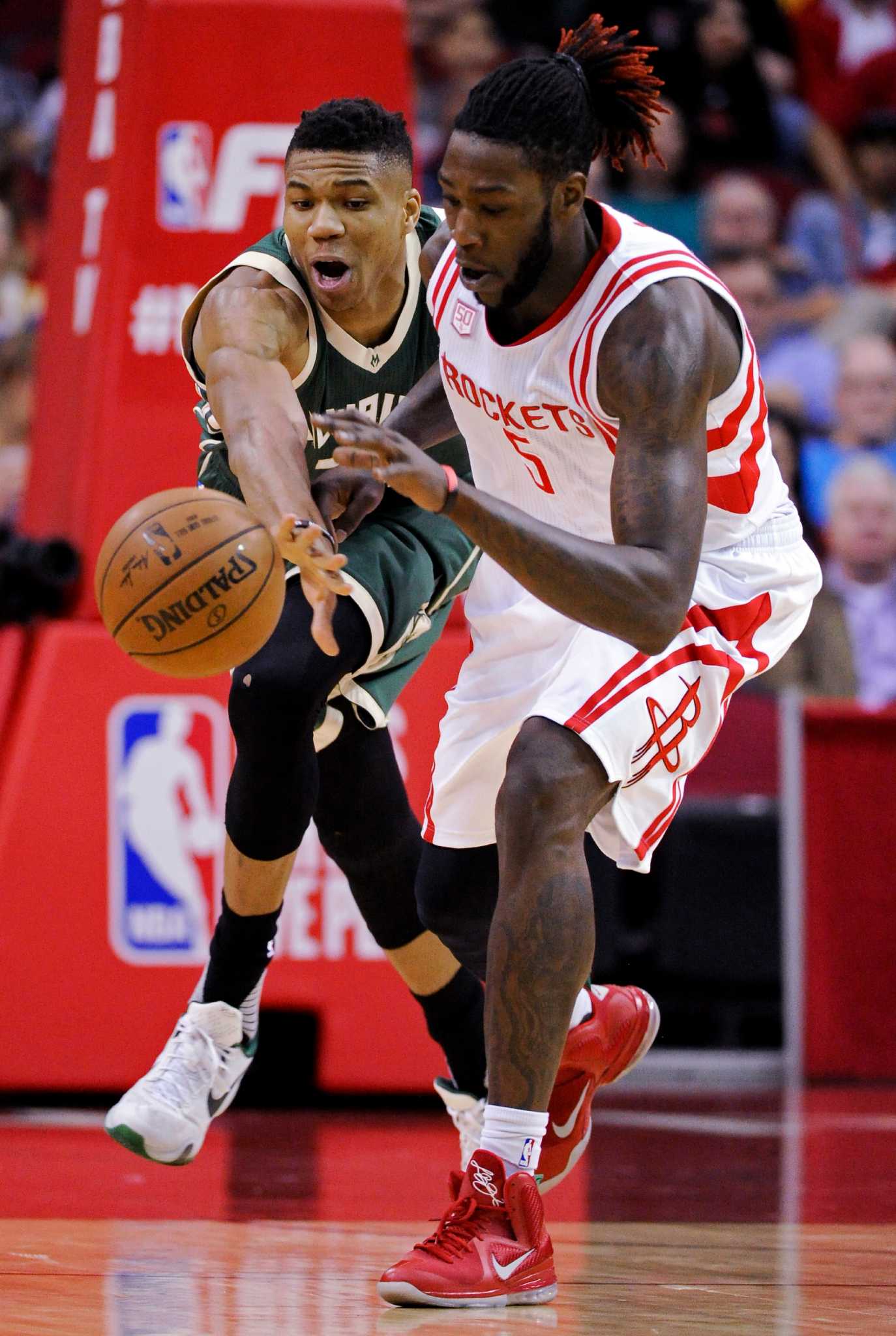Rockets ride defense past Bucks