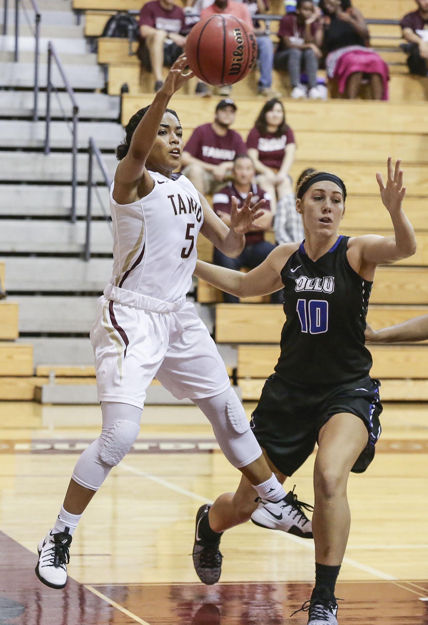 TAMIU tries to get back in win column