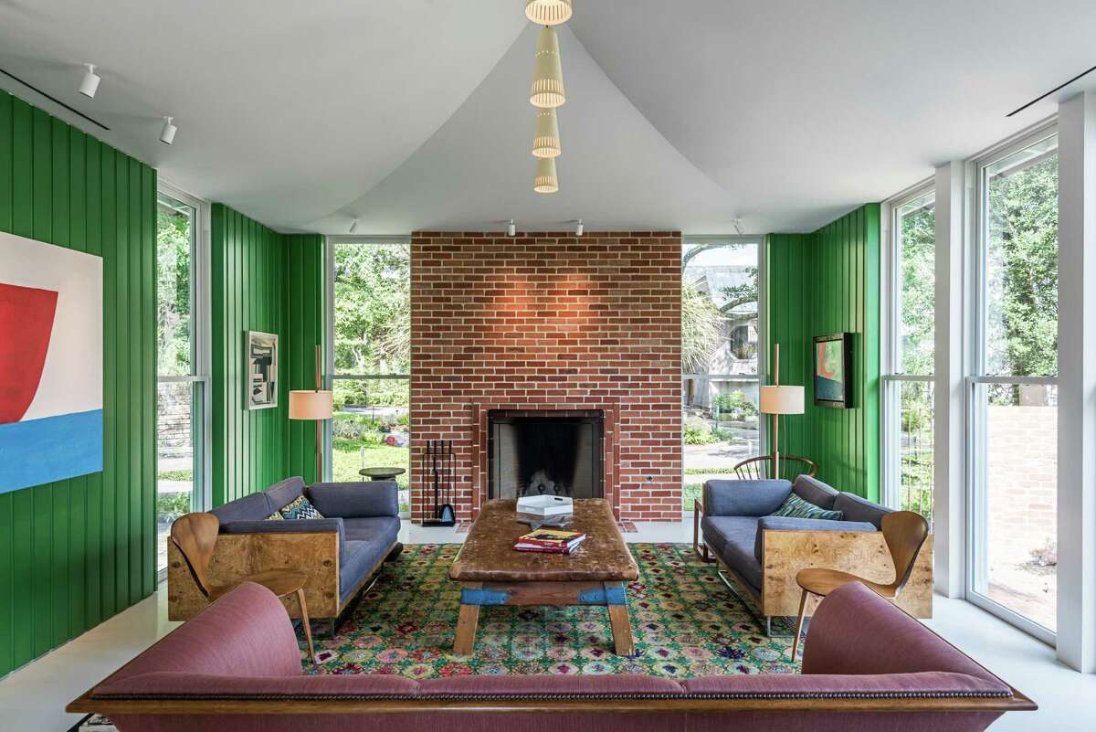 Going Green: Houston architect's home a showcase for art, fresh colors