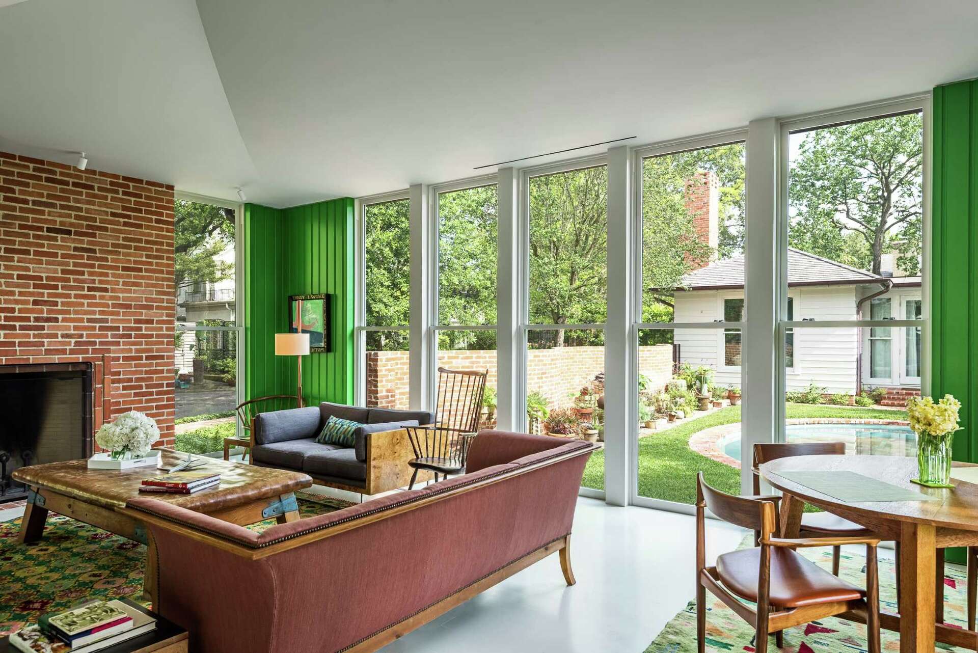 Going Green: Houston architect's home a showcase for art, fresh colors