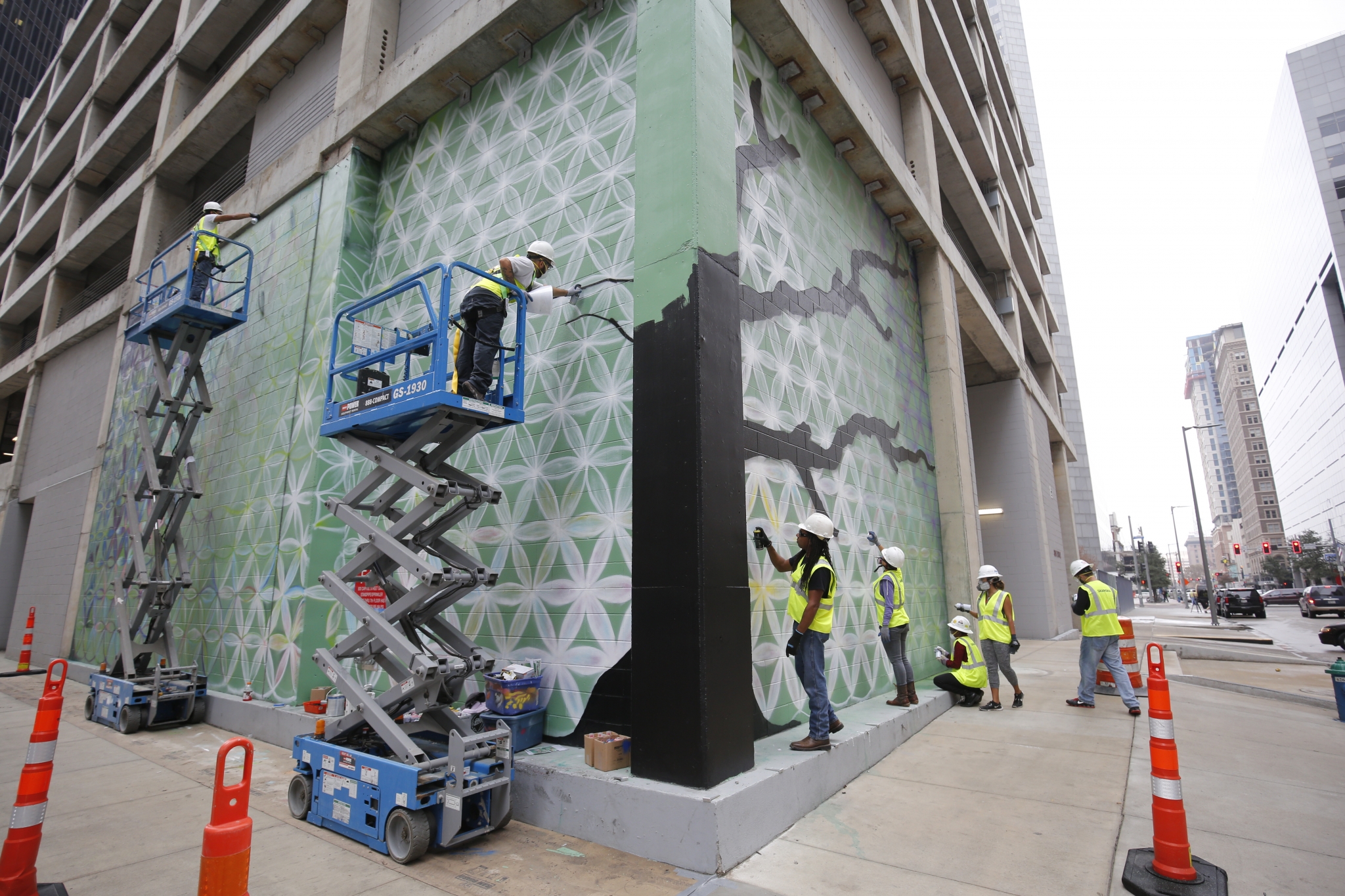 Tree of Life mural unveiled at downtown's Capitol Tower site