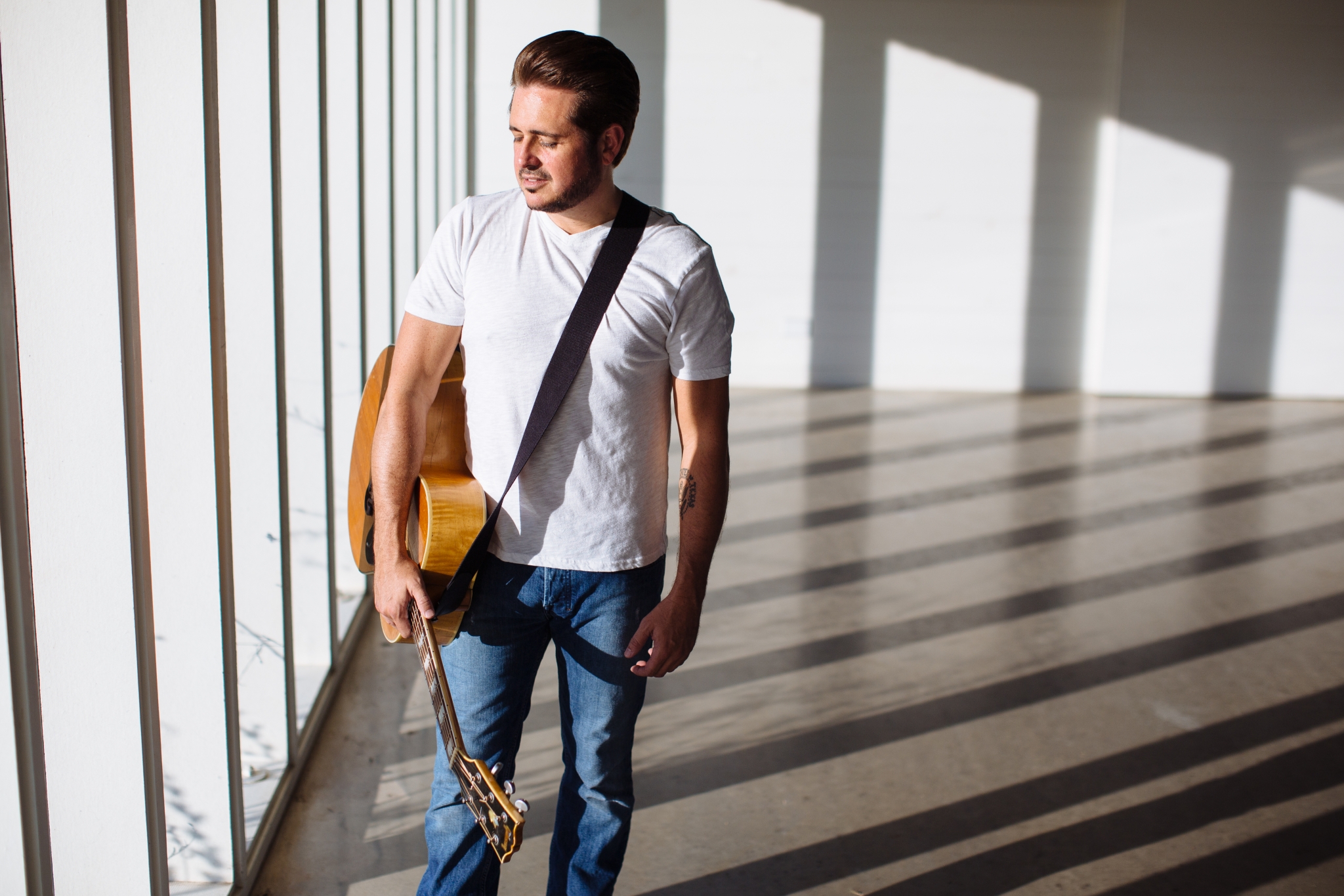 Mark McKinney kicks off year with album release party at Lone Star Bar