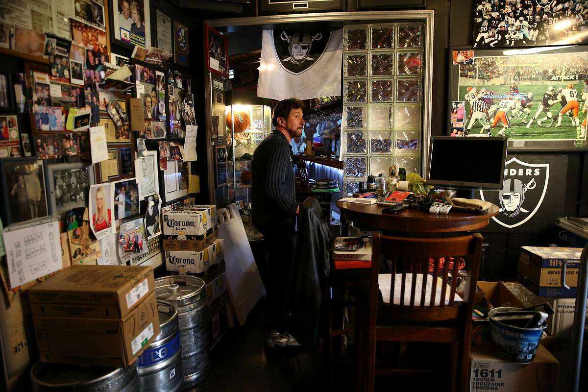 Ricky Ricardo, owner of fabled Bay Area sports bar, dies