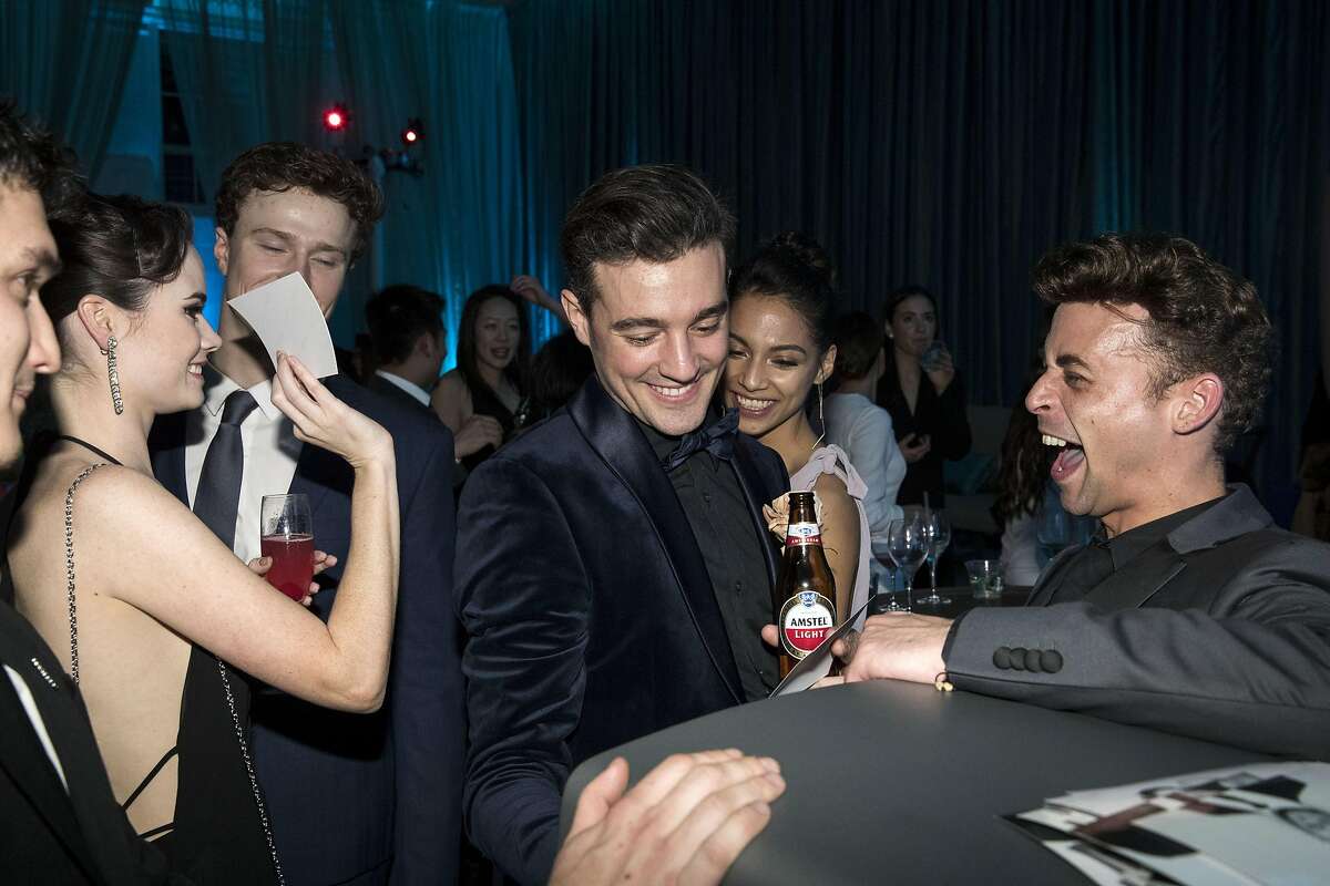 Dancin’ in the rain: Ballet gala forecasts sunny 2017 season