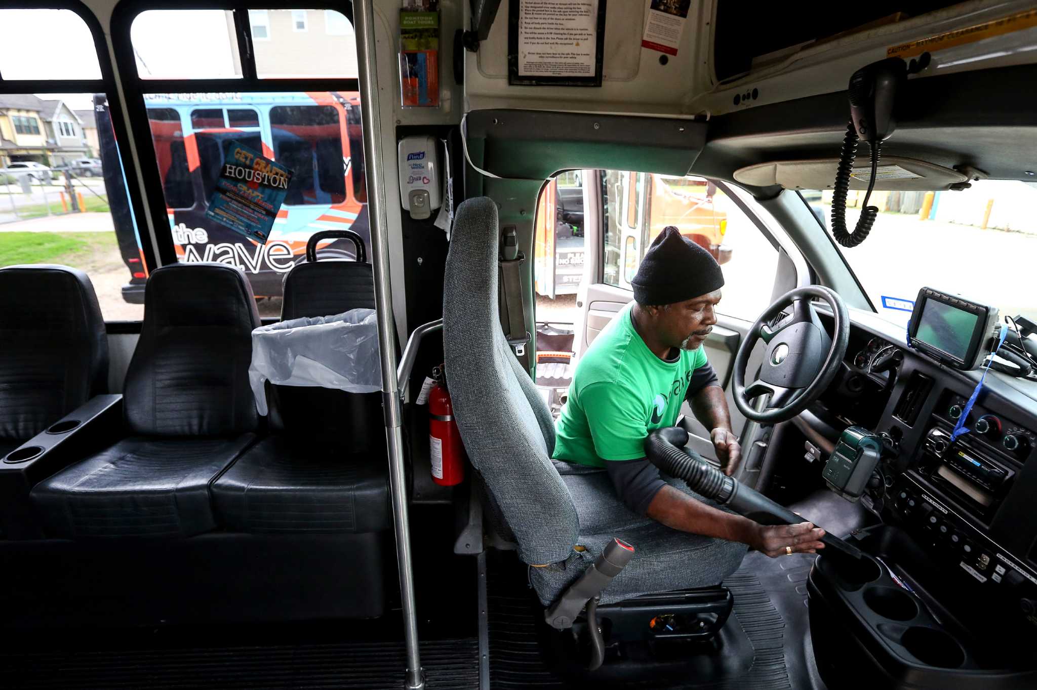 Metro ready with shuttle bus blitz to carry Super Bowl visitors