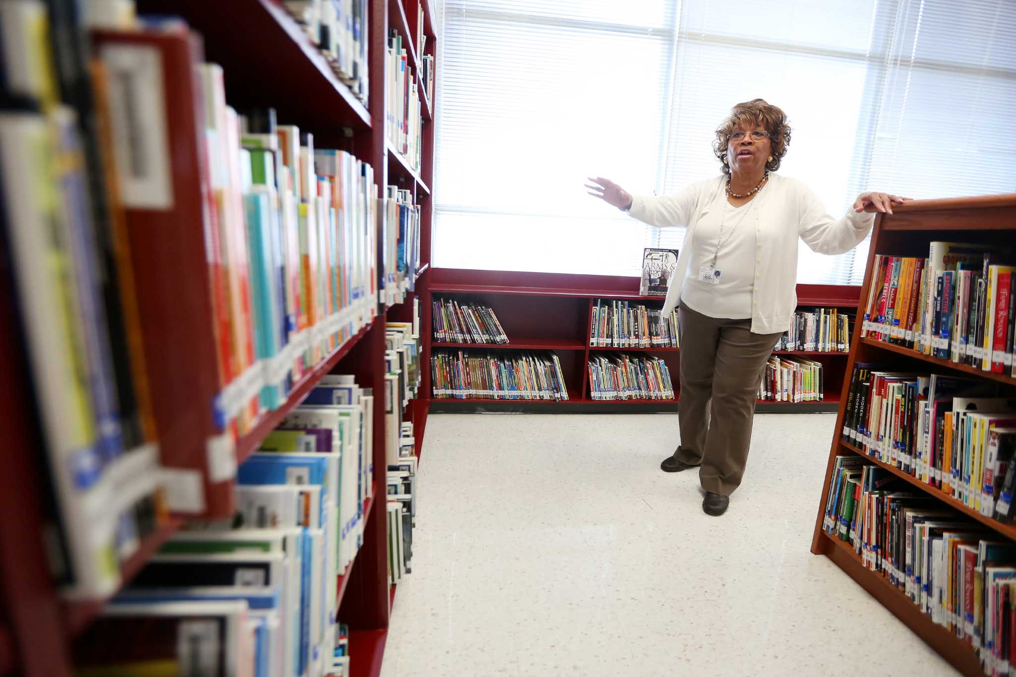 By the book: Empty school libraries get new resources, staff