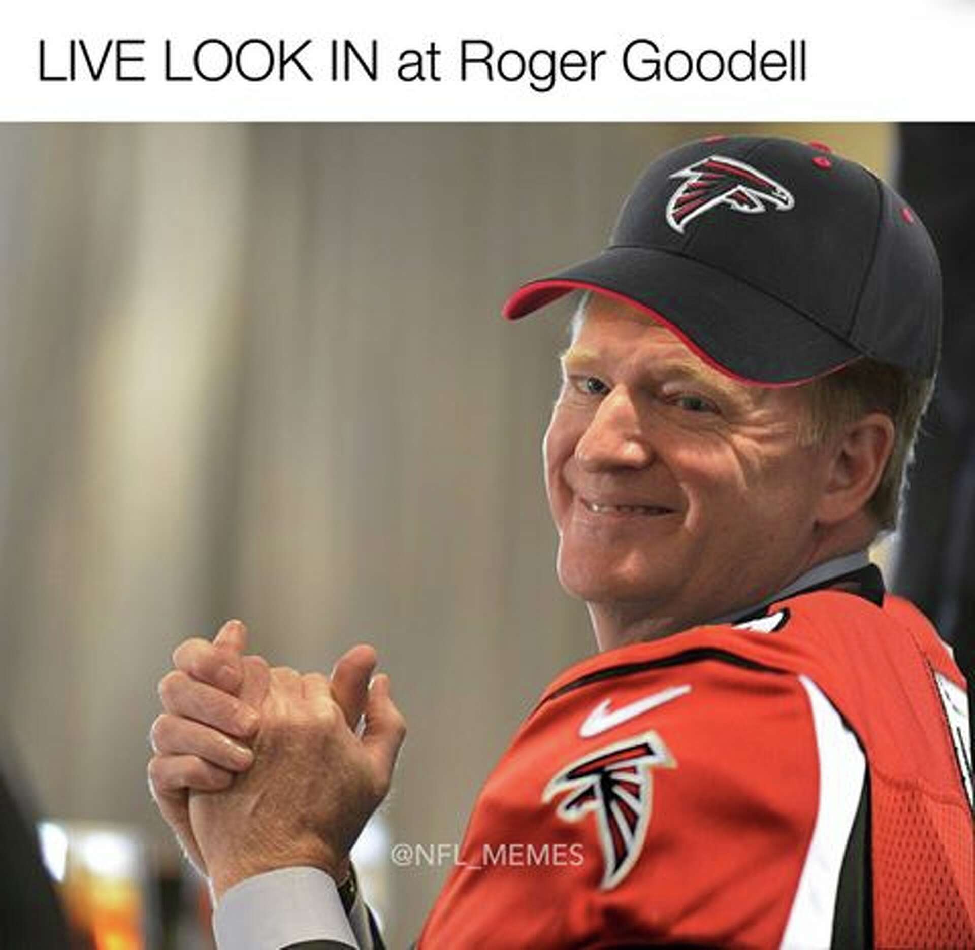 Memes mock NFL conference championship blowouts