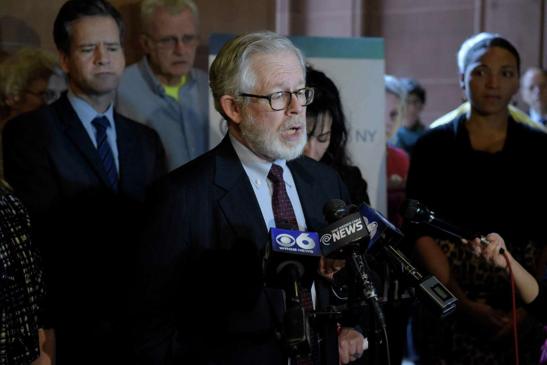 Advocates for aid in dying reintroduce bill