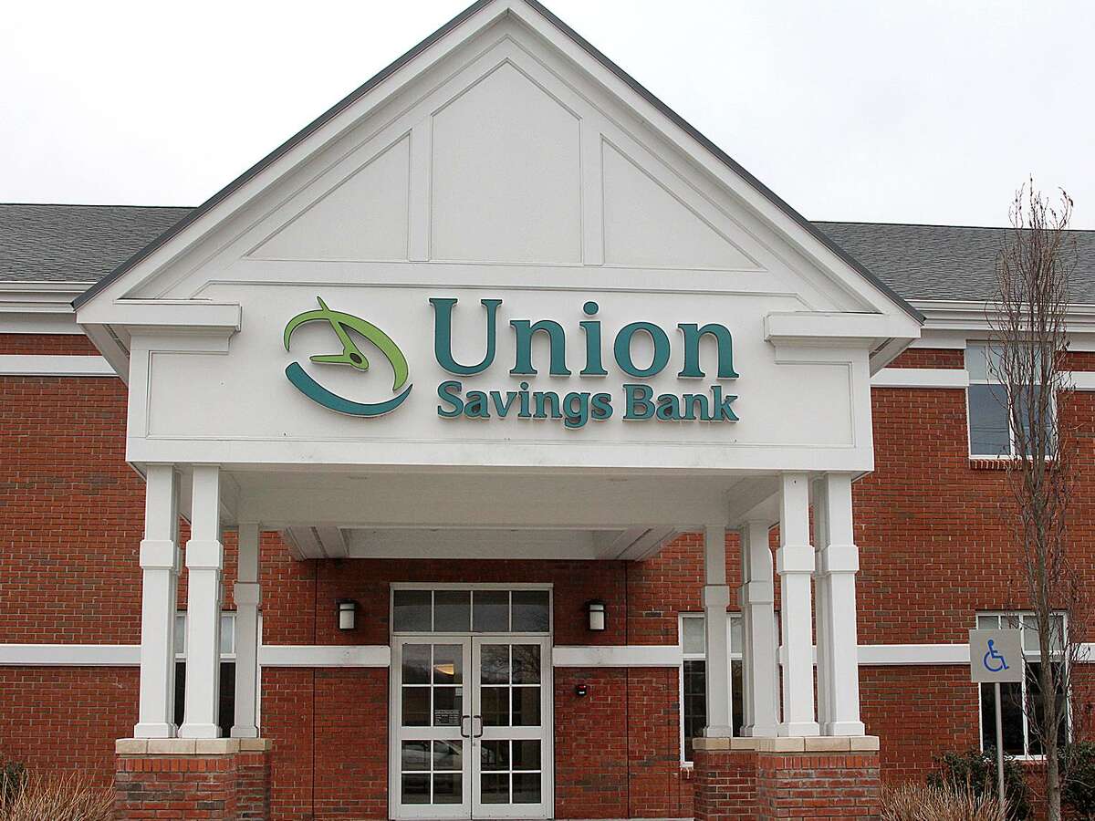 Union Savings Bank to close one of its New Milford branches